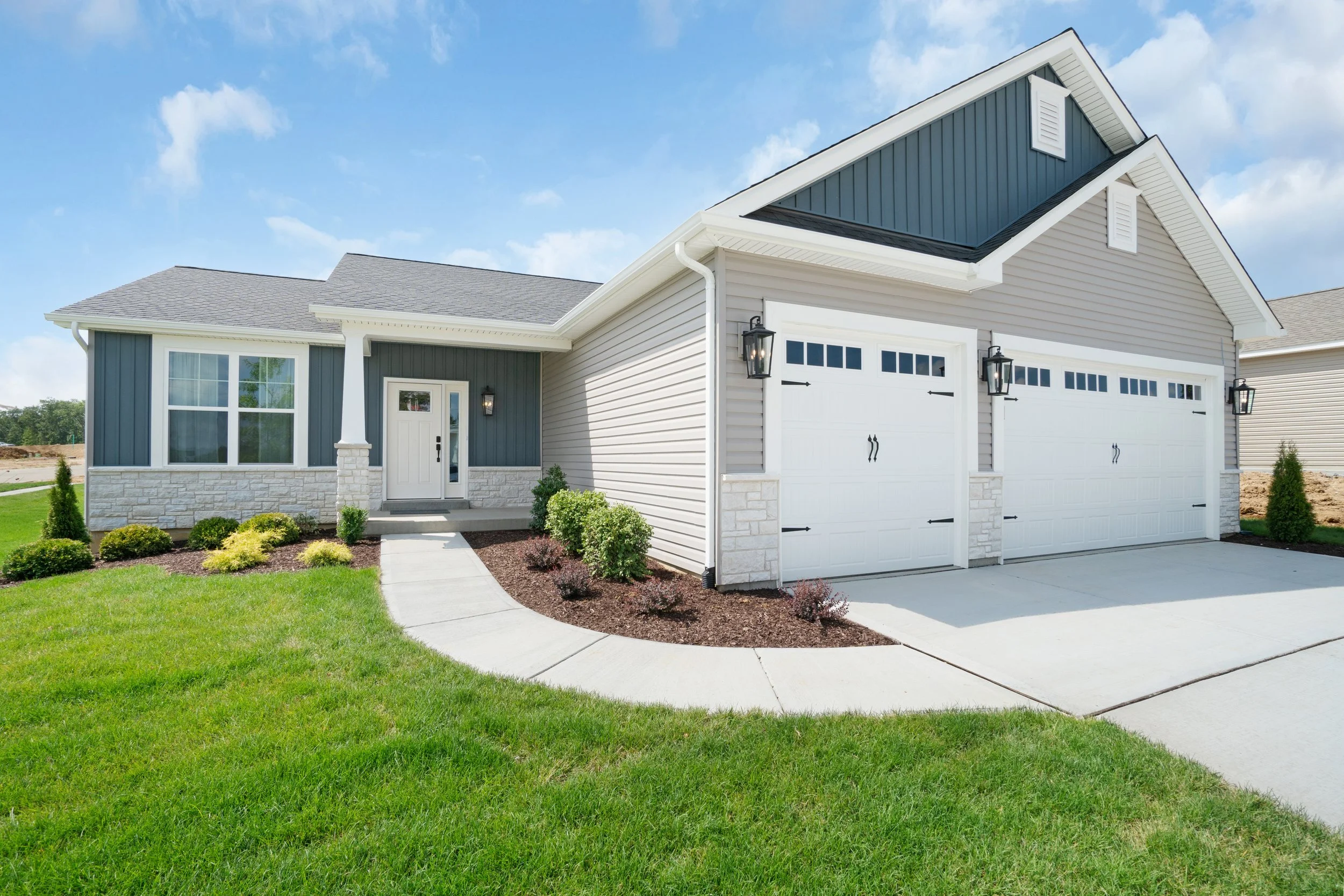 Elkhorn Ridge — T.R. Hughes Homes