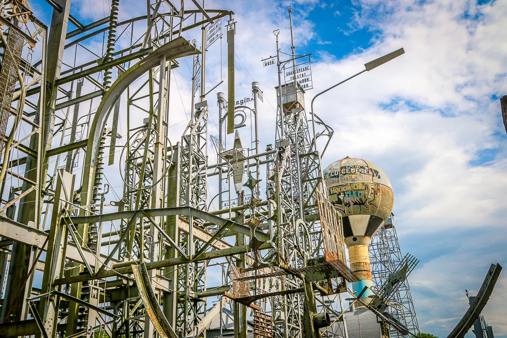 Billy Tripp's Mindfield — Miles 2 Go