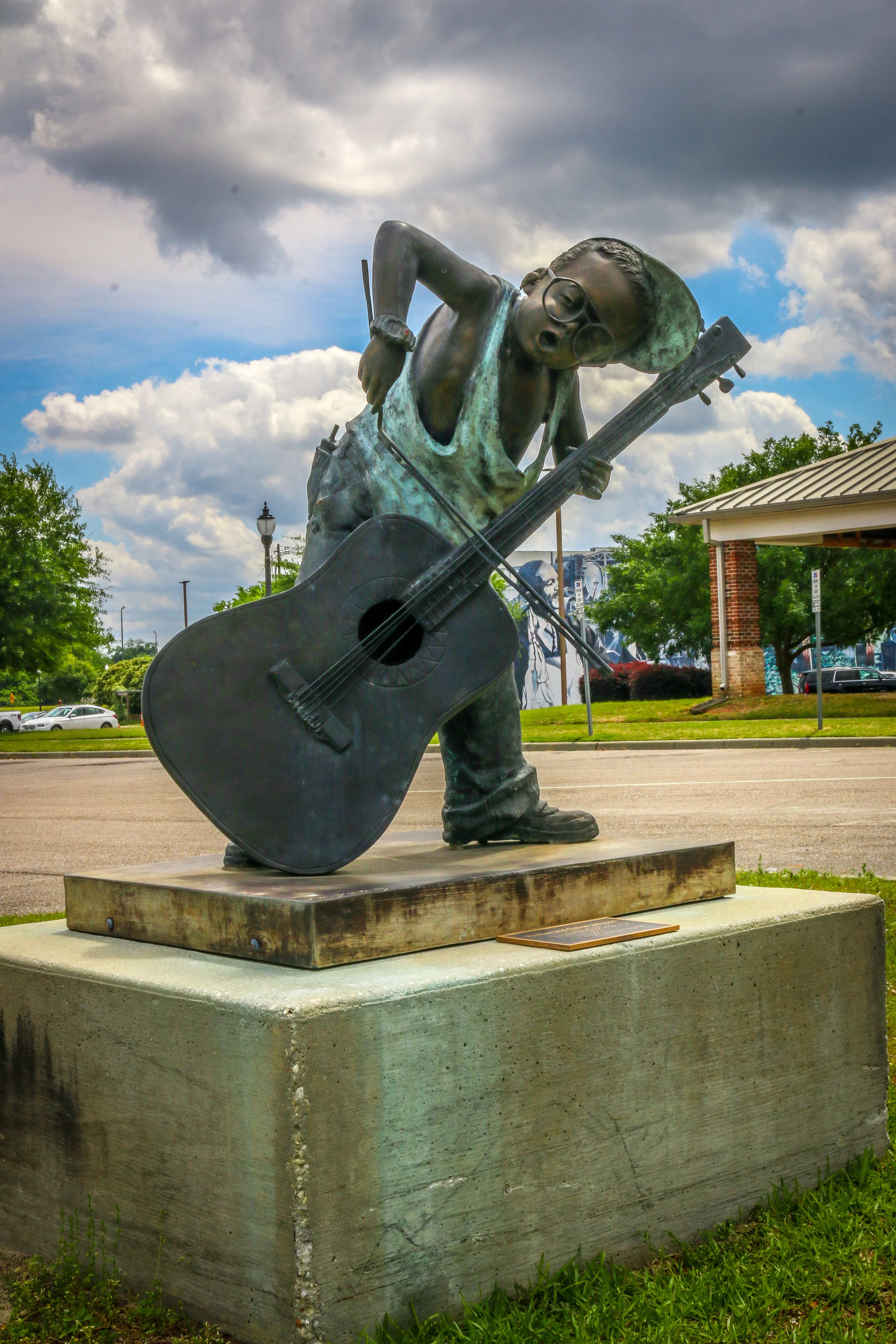 Snapshots: Dothan, Alabama - Murals and Magic in the Wiregrass — Miles 2 Go