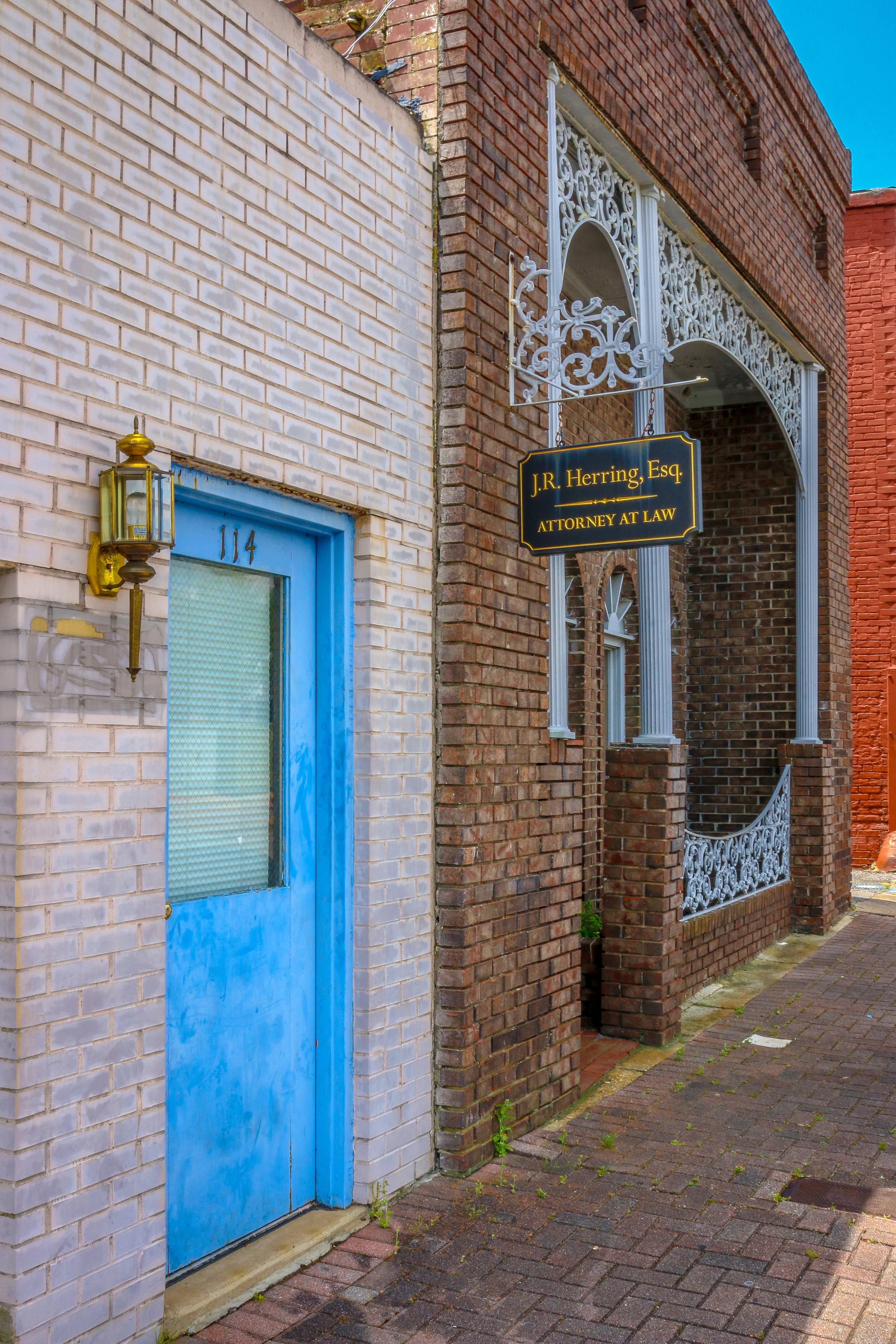 Snapshots: Dothan, Alabama - Murals and Magic in the Wiregrass — Miles 2 Go