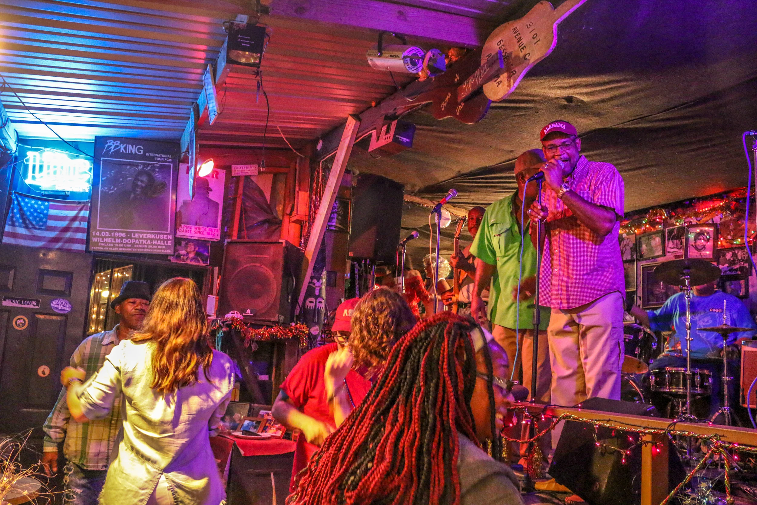 Gip's Place: Alabama's Last Juke Joint — Miles 2 Go