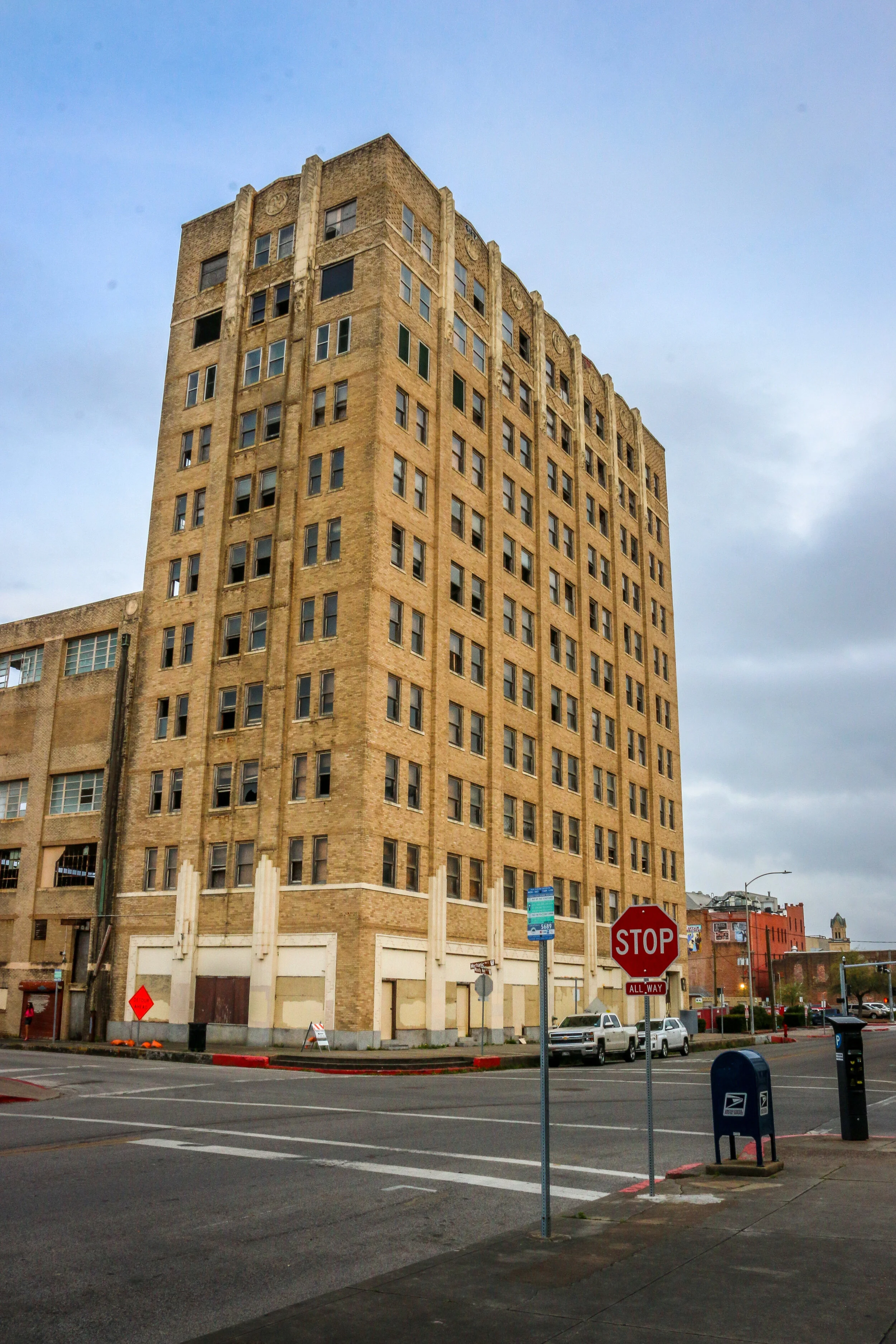 Snapshots: Galveston - The Queen City of the Gulf — Miles 2 Go