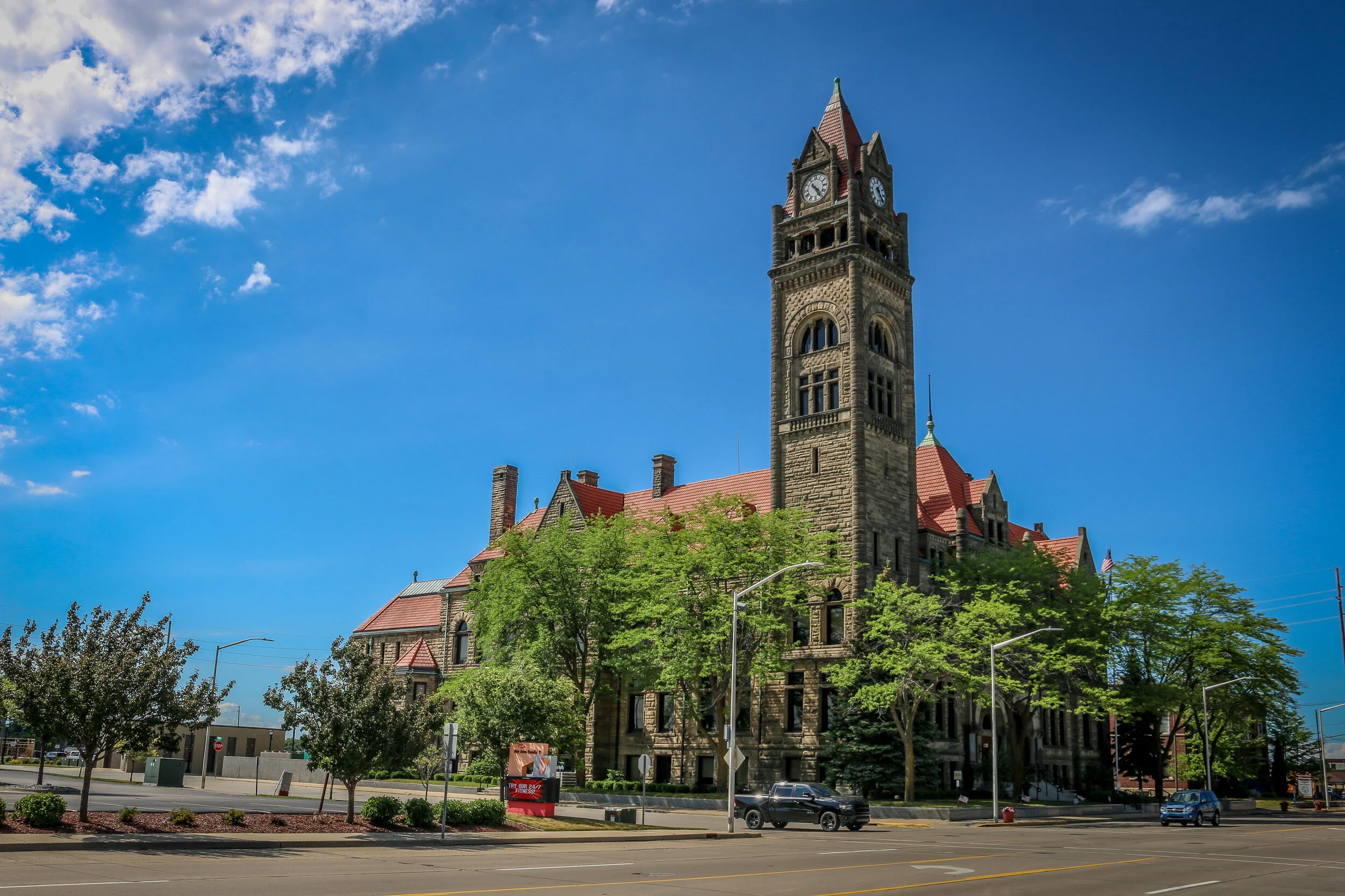 Snapshots: Bay City - A Modern Soul in an Industrial Shell — Miles 2 Go