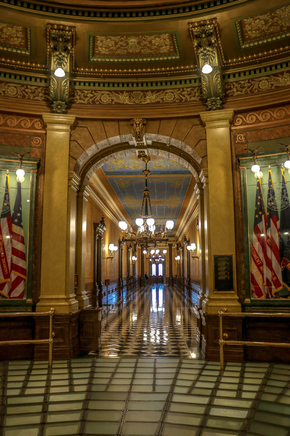 Snapshots: Michigan's State Capitol — Miles 2 Go