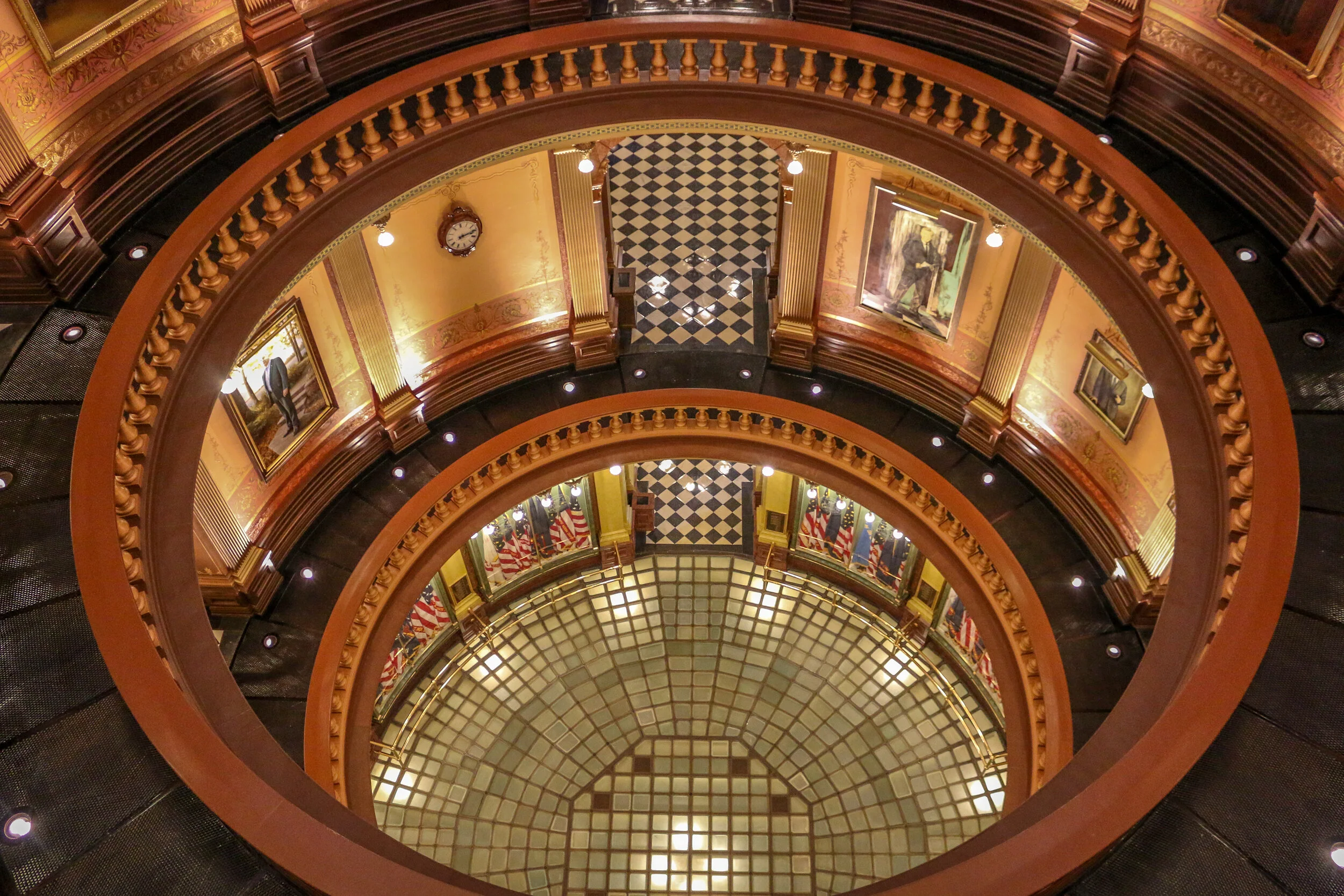 Snapshots: Michigan's State Capitol — Miles 2 Go