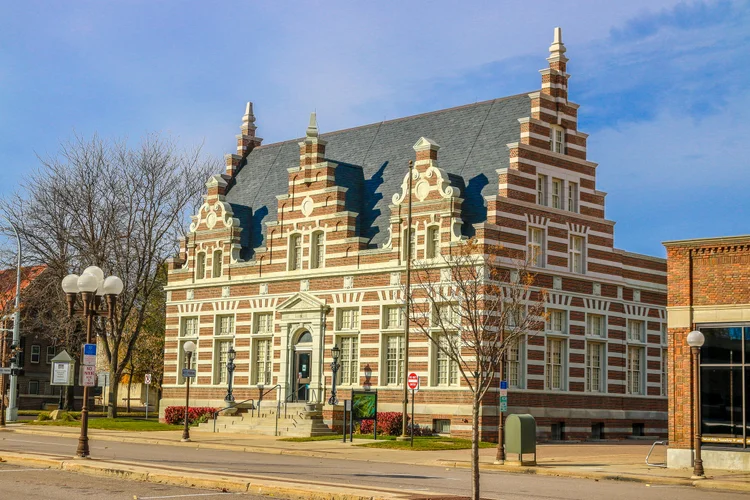 Snapshots: New Ulm - Minnesota's Most German Town — Miles 2 Go
