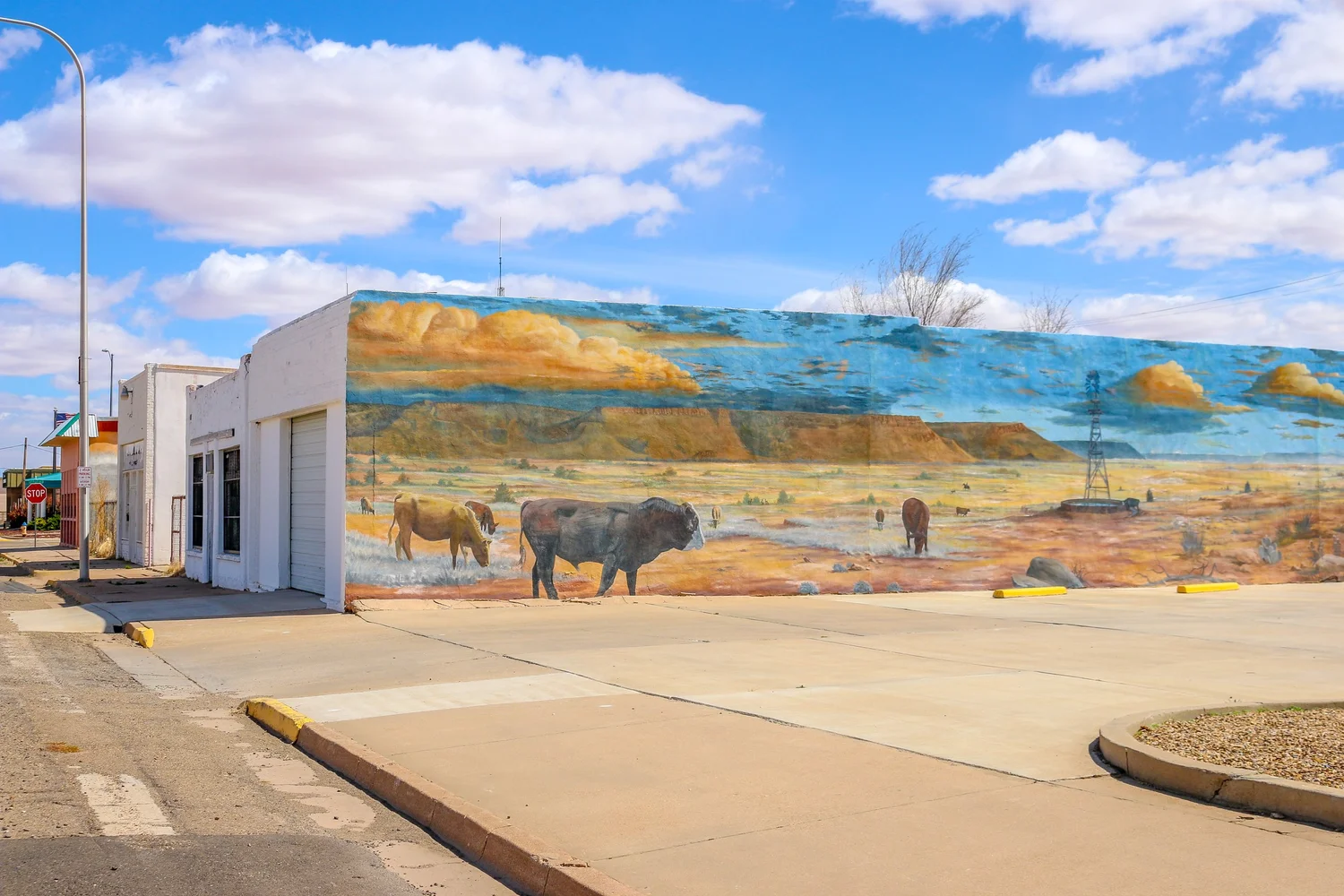 Snapshots: Tucumcari - Getting My Kicks on Route 66 — Miles 2 Go