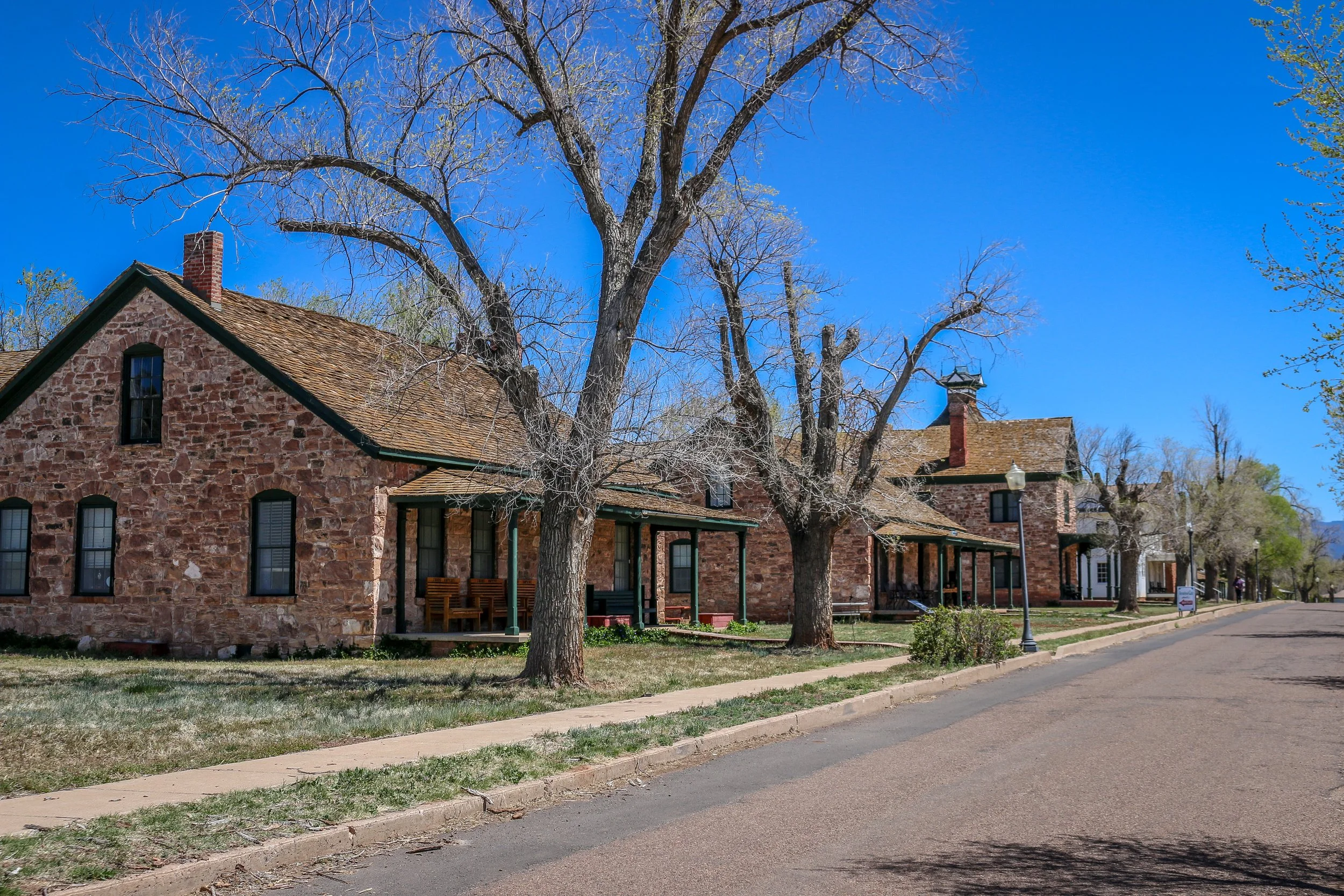 Snapshots: Fort Apache — Miles 2 Go