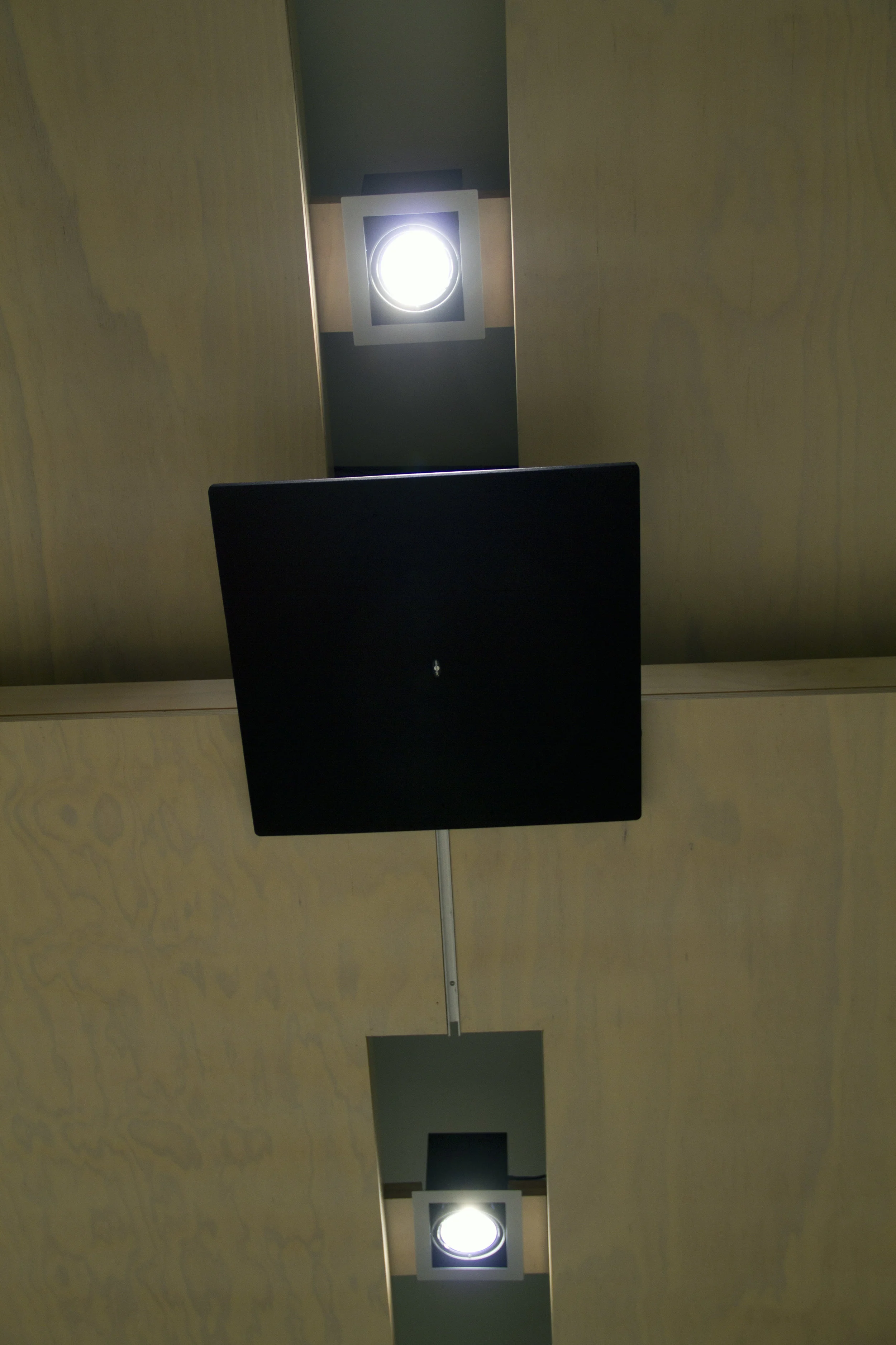 Directional Speakers for Retail Applications | Audio Spotlight