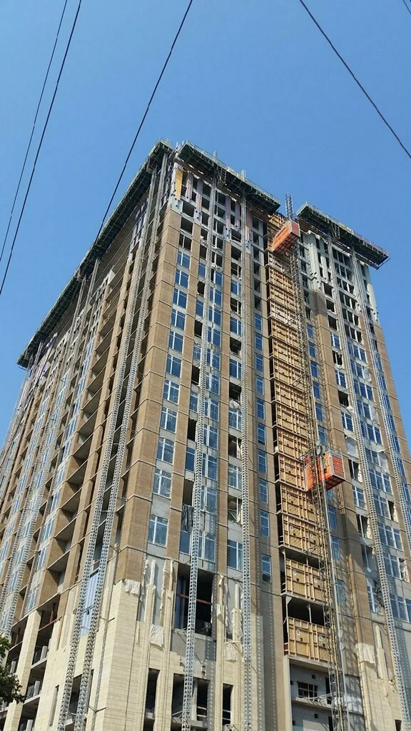 M is for Masonry: Hydro Mobile's M2 Mast Climber — Spec Rents, LLC