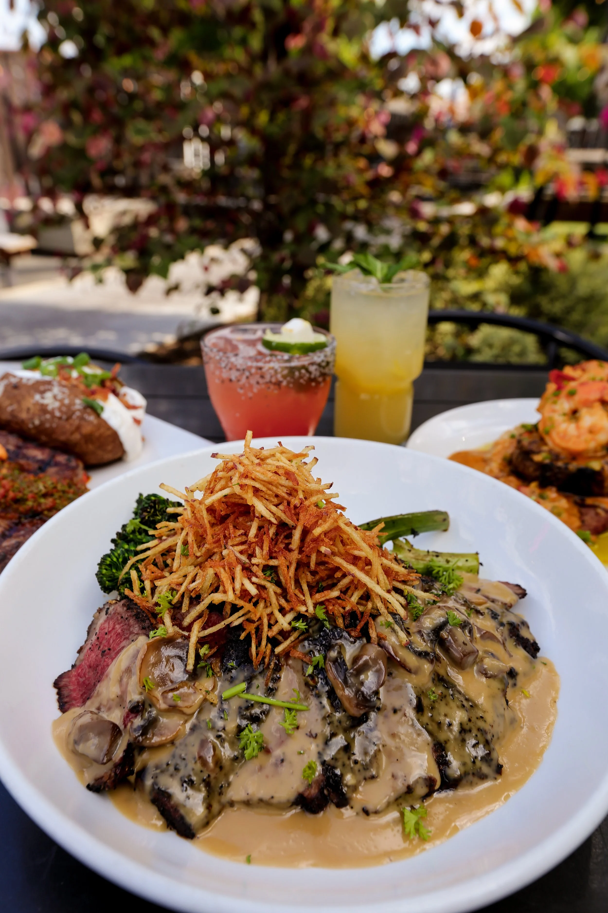 Colton's Social House