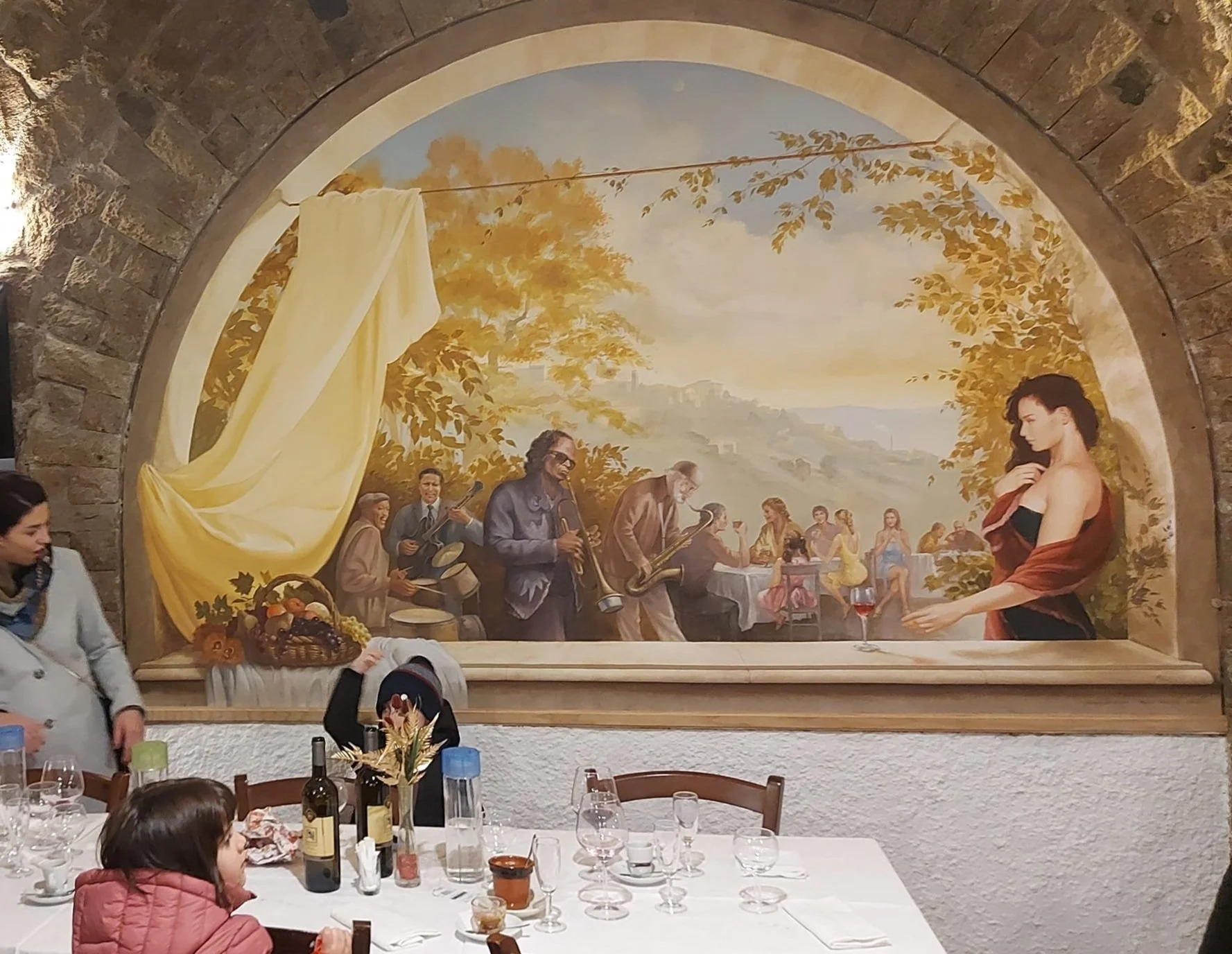The Busiest Hidden Restaurant in Tuscany — Little Roads Europe