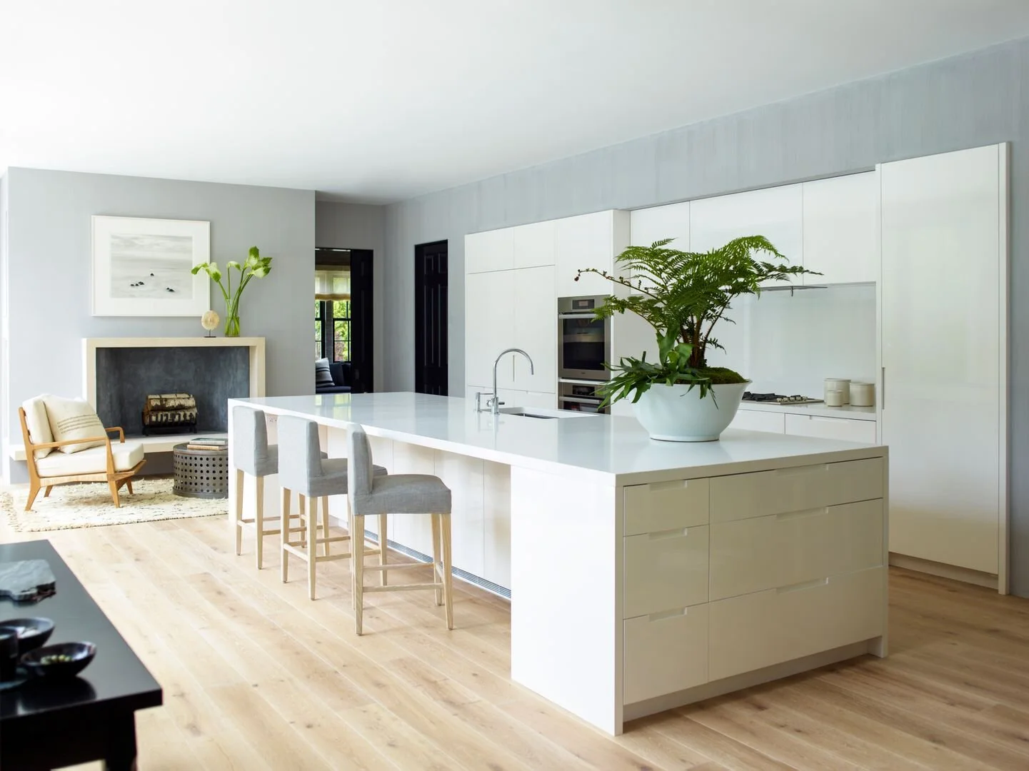 House Tour-A Beautiful House on Christopher Street