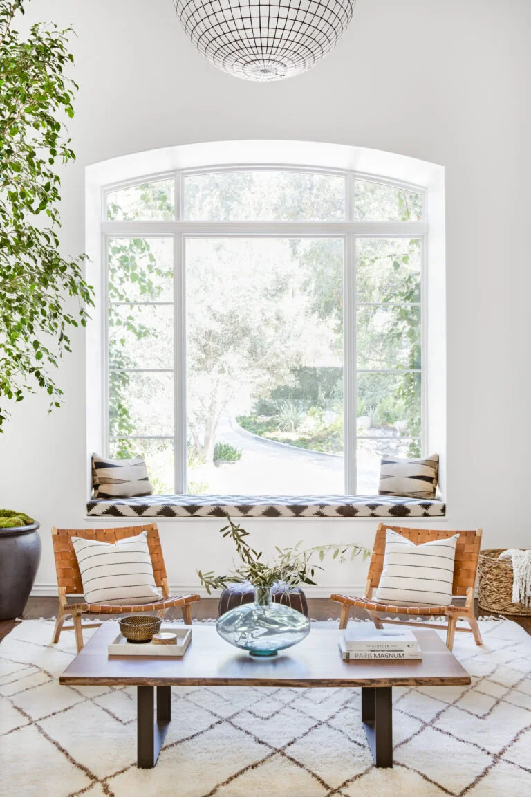 House Tour of A Effortlessly Cool California Home