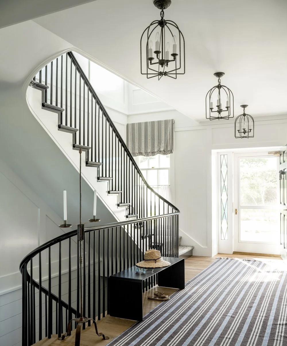 House Tour-A Traditional Nantucket Estate with a Beautiful Setting