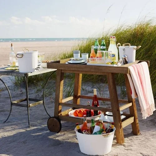 How to Design a Beautiful Summer Bar Cart