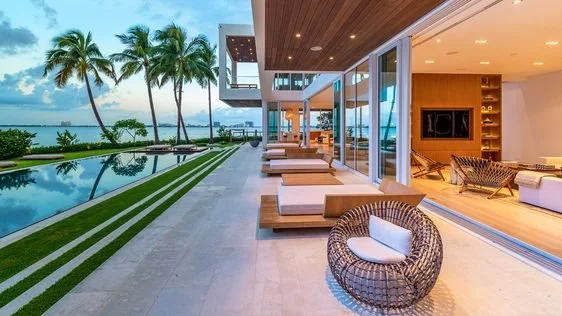 Be Inspired to Create a Gorgeous Outdoor Living Space of Your Dreams