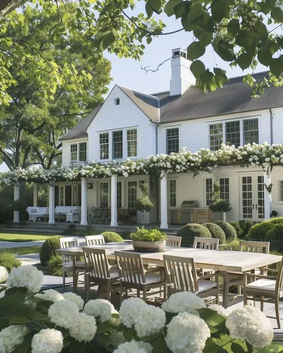 Style your Coastal Home with July's Coastal White Notes