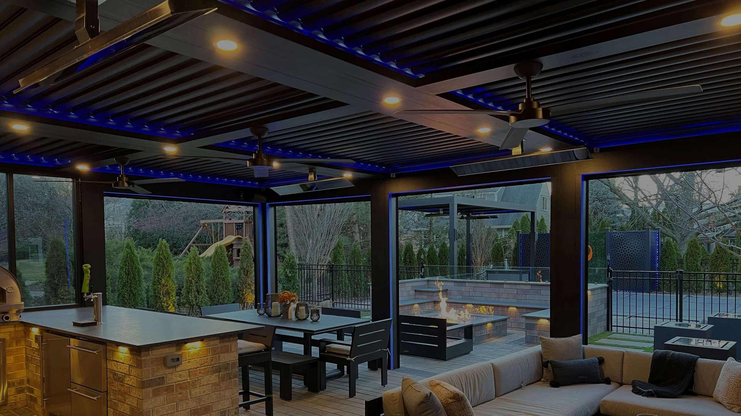 Garden Living — Smart Pergola Accessories