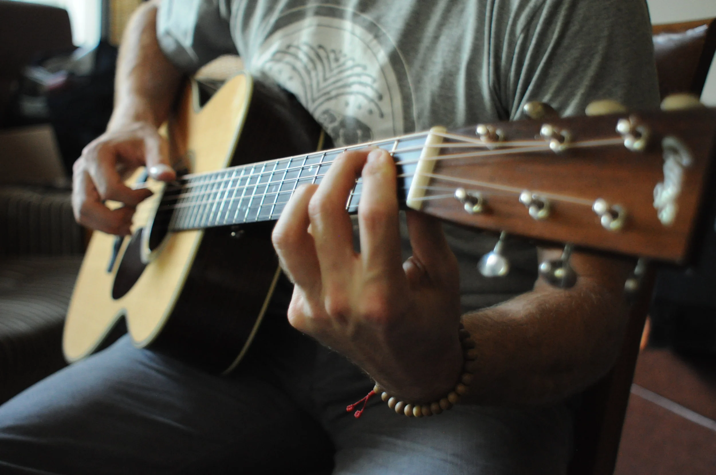 Fingerpicking Guitar Lessons with Brooks Robertson