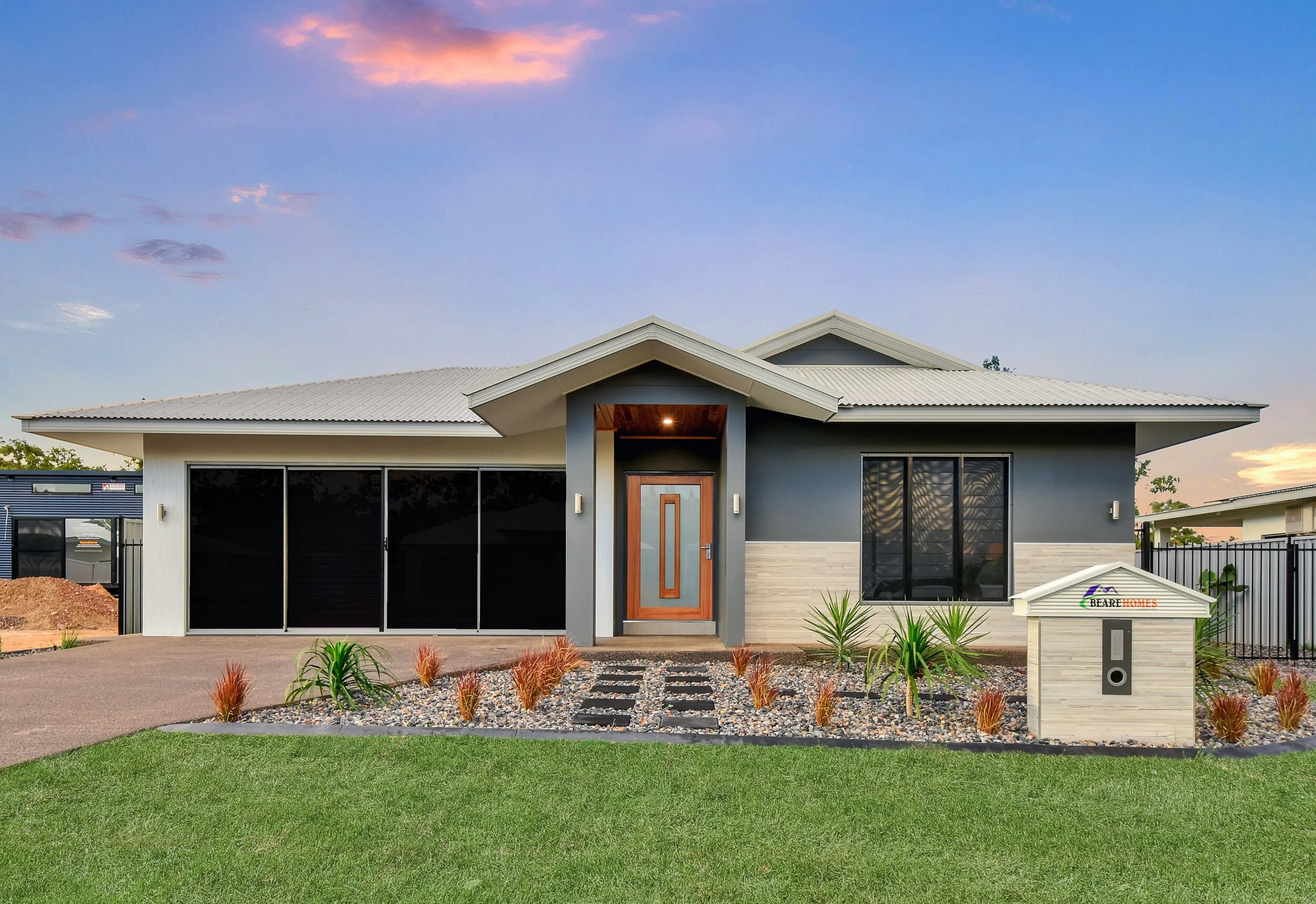 New Display Home — Beare Homes – You better get one!