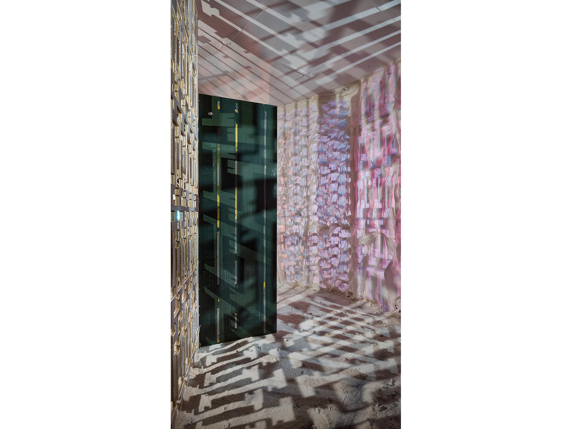 Root Gallery - Contemporary photography