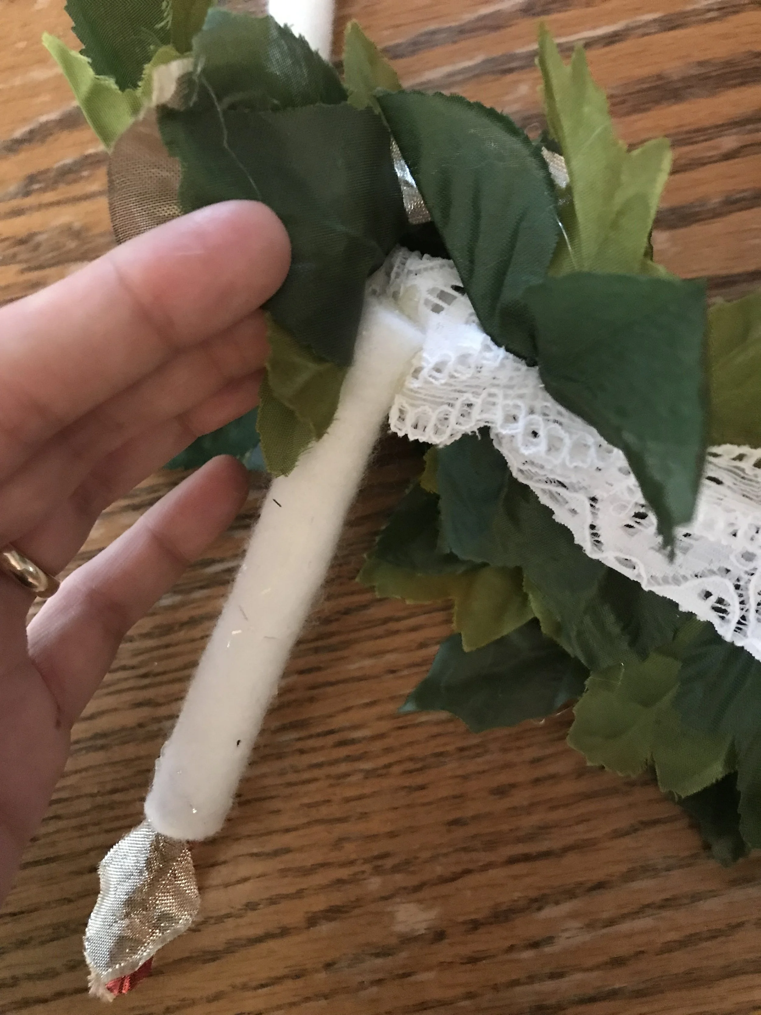 DIY Saint Lucia Crown and Costume (Beginner and Intermediate Tutorials ...