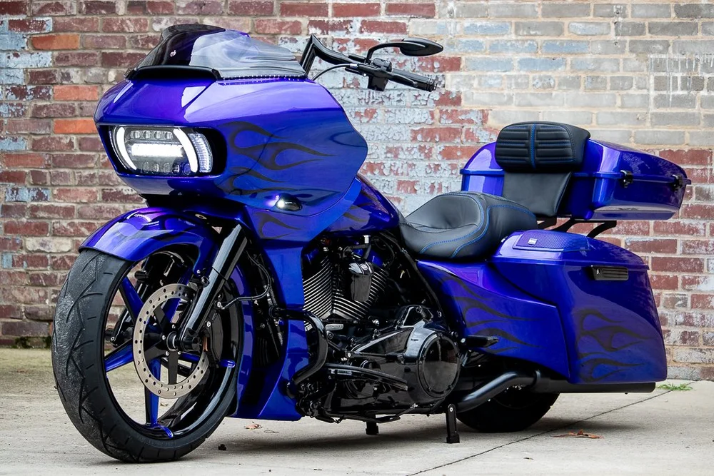 MR. DASILVA'S CLEAN ROAD GLIDE CUSTOM HOT ROD BAGGER - "AFTER BURNER ...