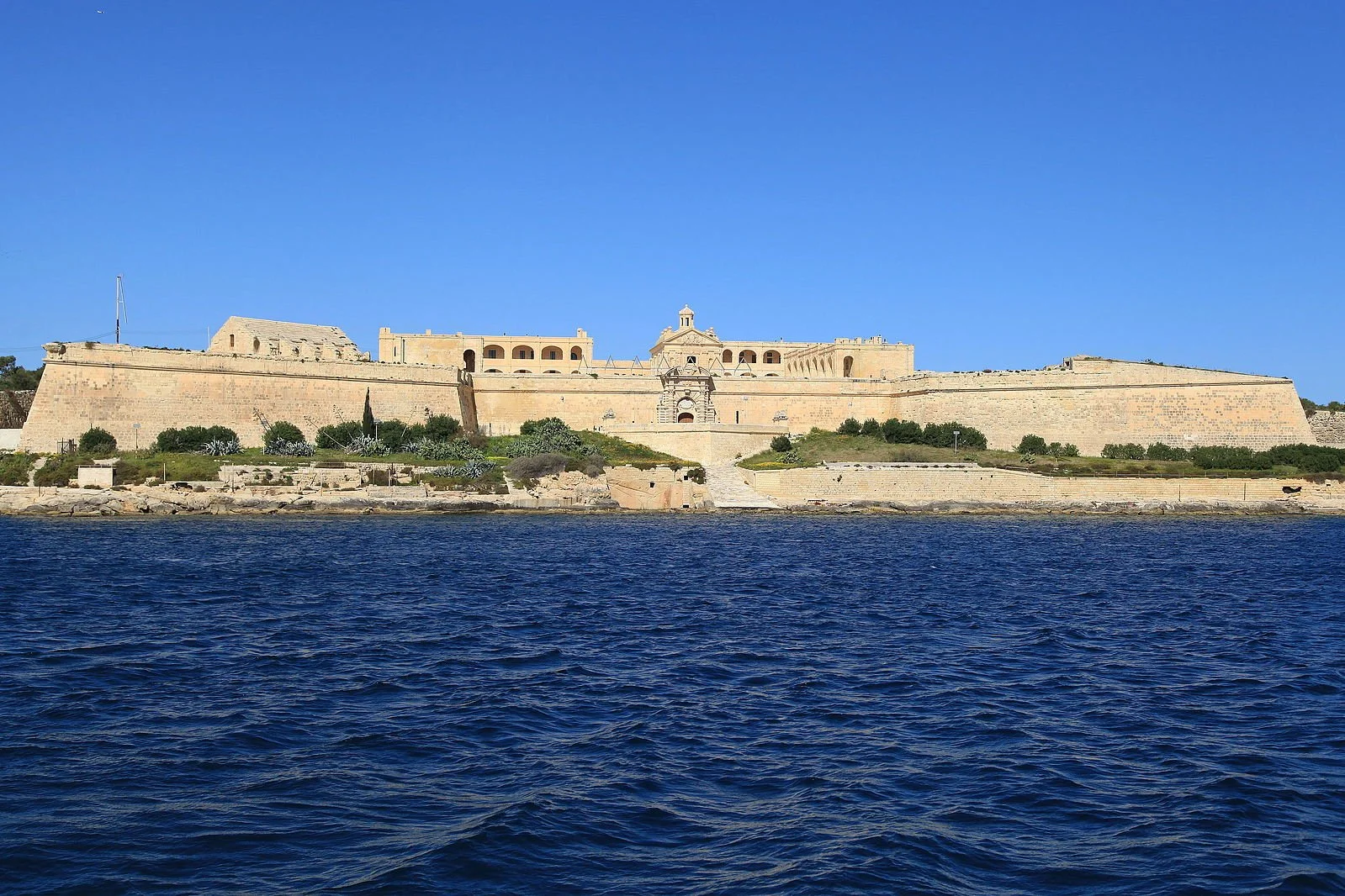 BLOG: 10 of the Most Haunted Beaches Around the World — The Confessionals