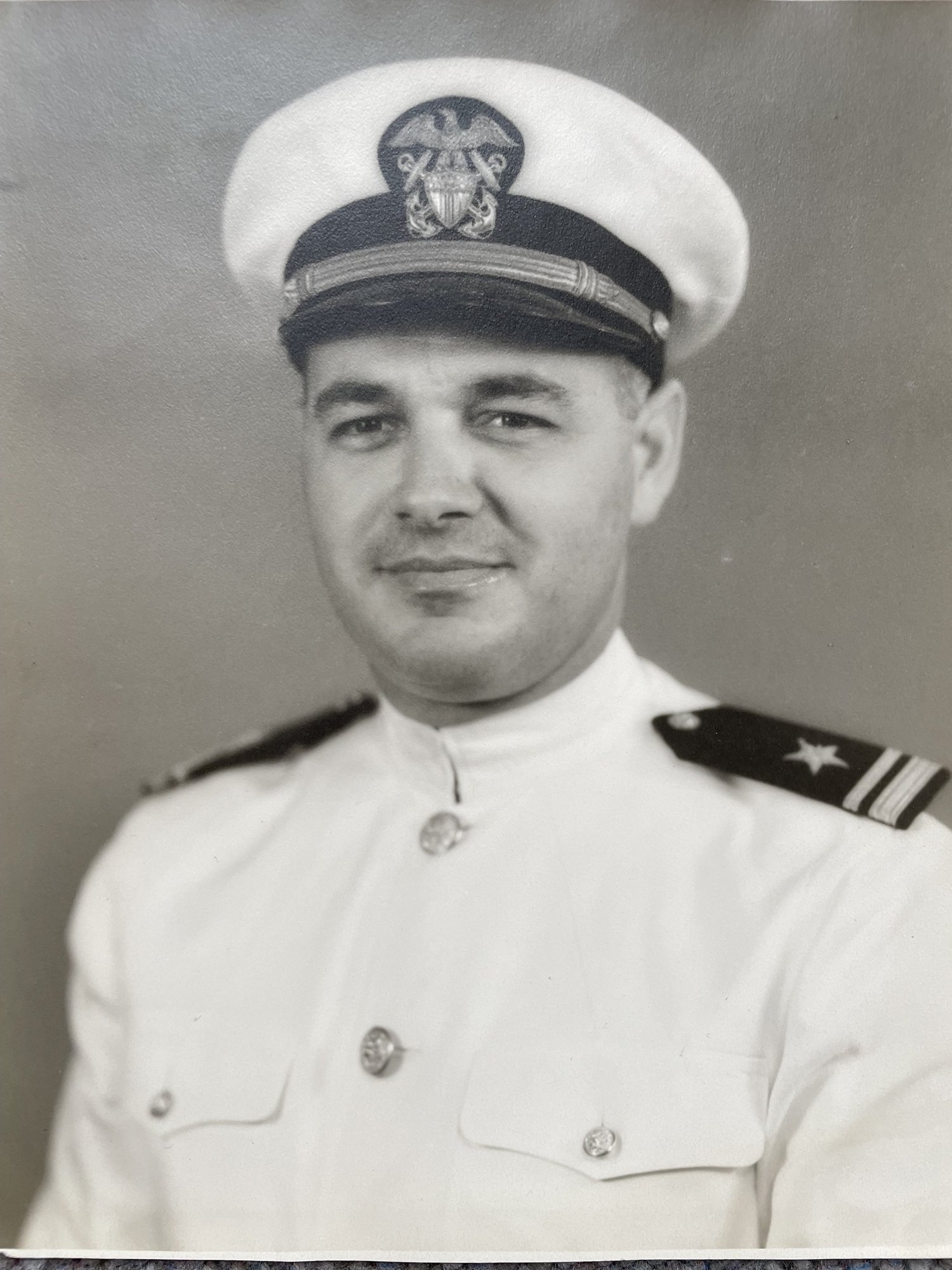Warren C Armstrong - WWII Navy — Upper Arlington Historical Society