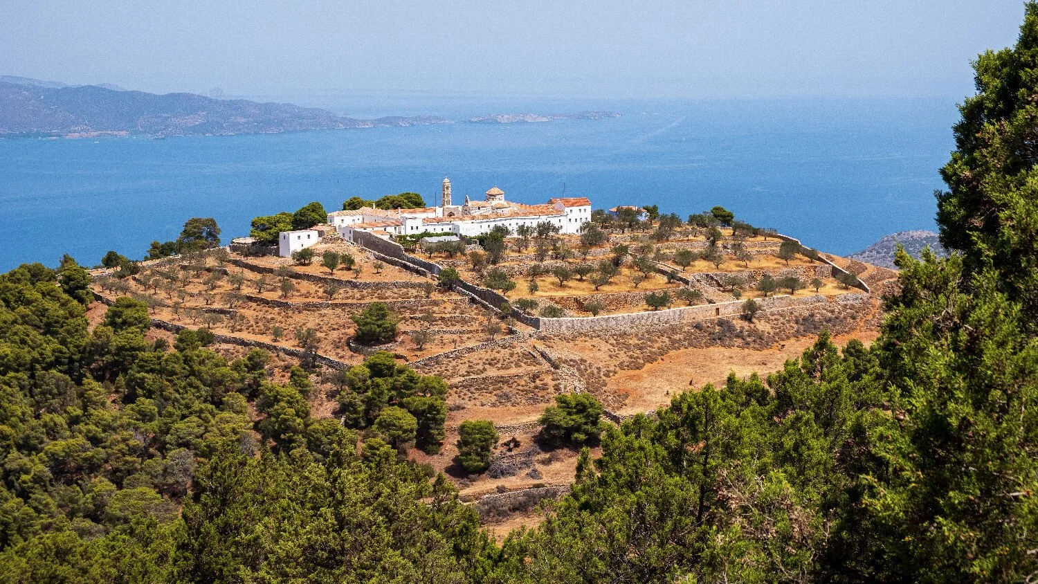 Two Days In Hydra With Kids - A Complete Itinerary • Simply Awesome Trips
