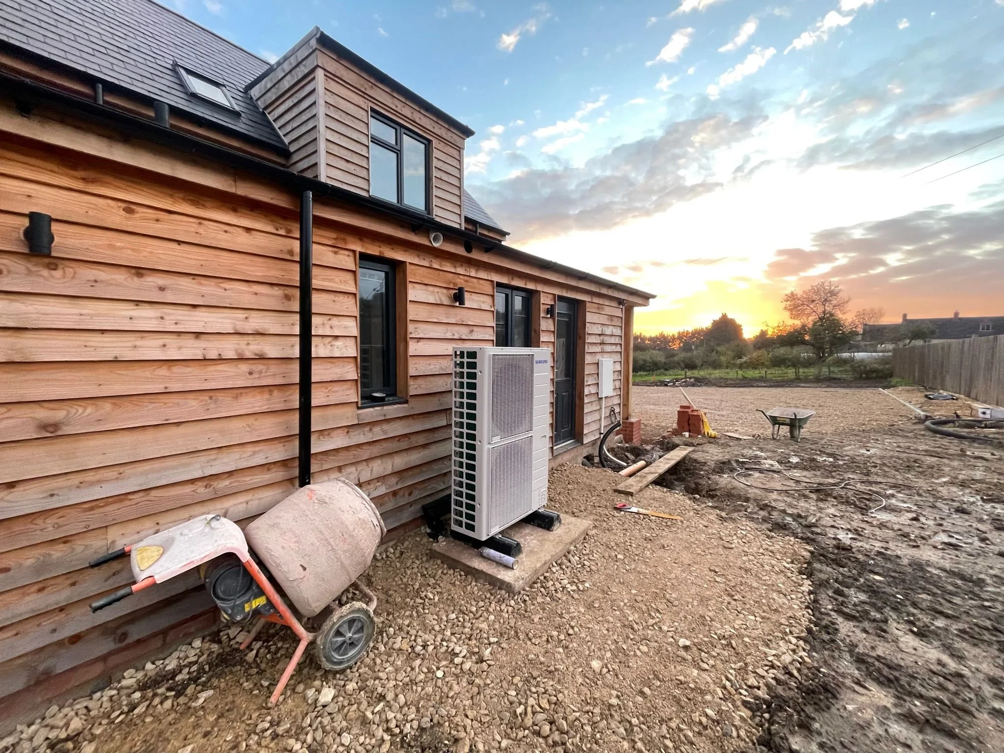 Why Heat Pumps Are Key to Tackling Climate Change in UK Homes