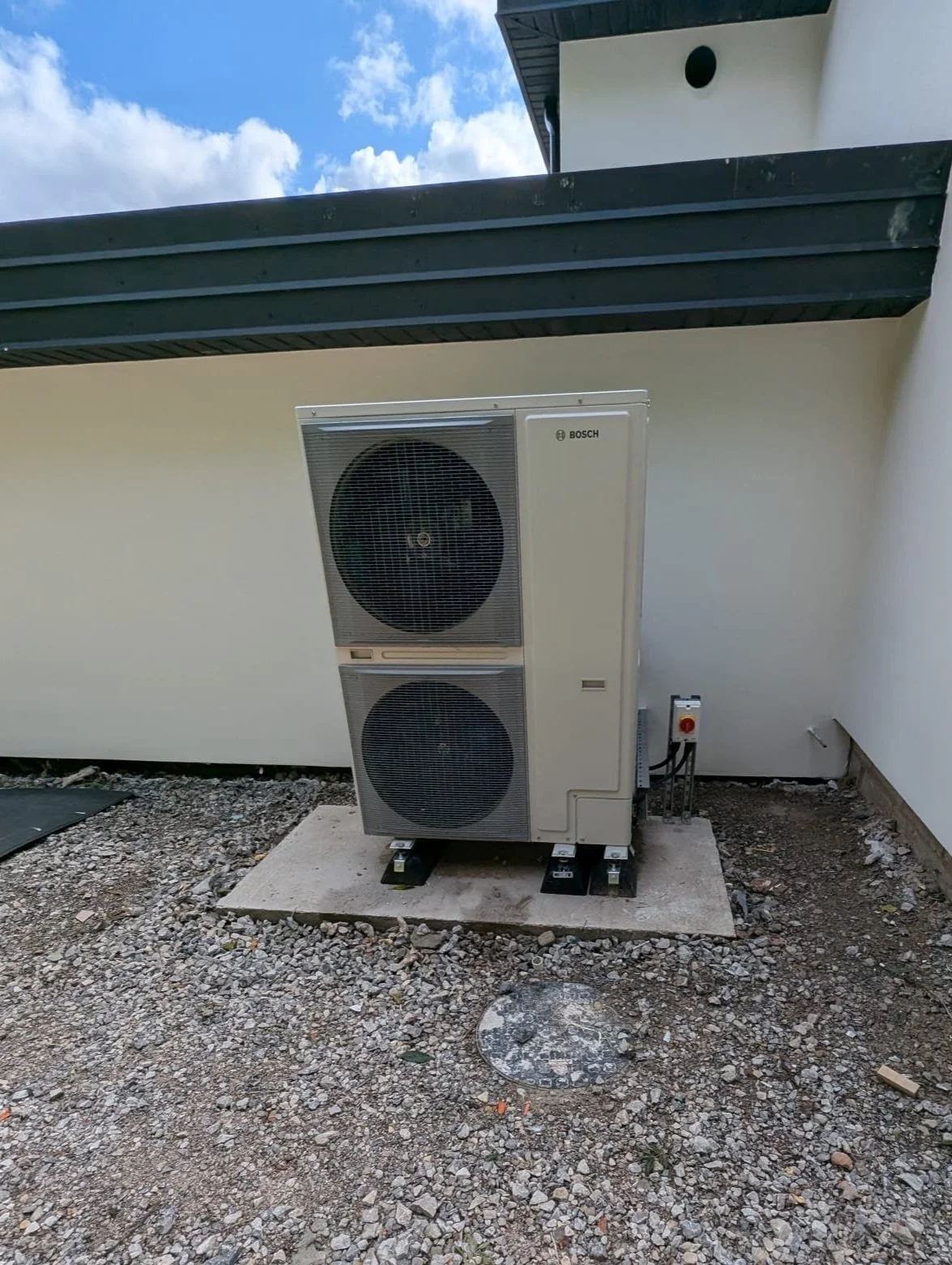 Worcester Bosch Air Source Heat Pump Installation - Installer Testimonial