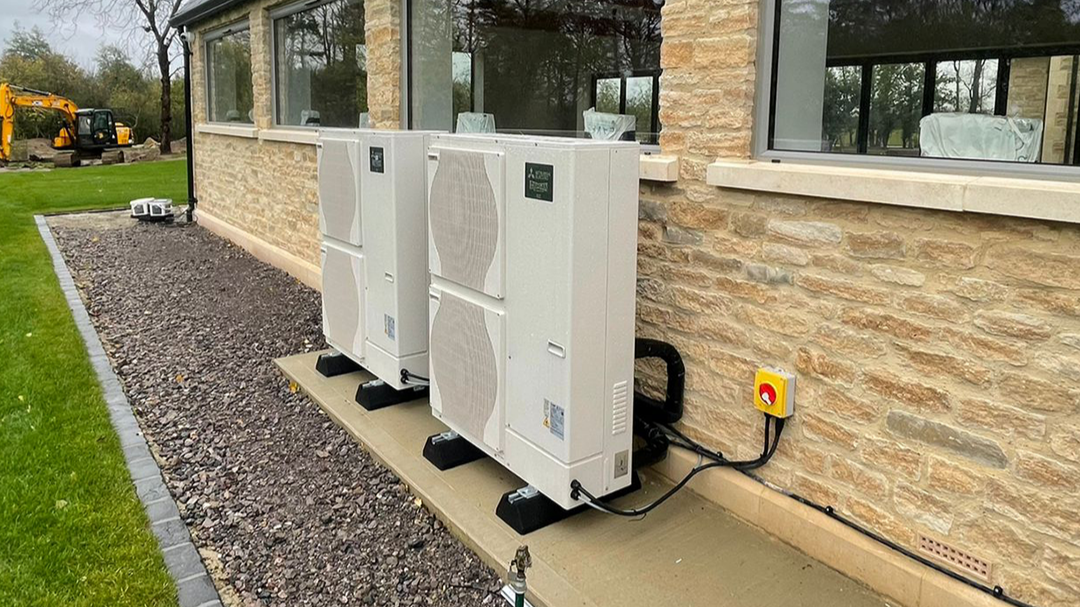 Why Heat Pumps Are Key to Tackling Climate Change in UK Homes