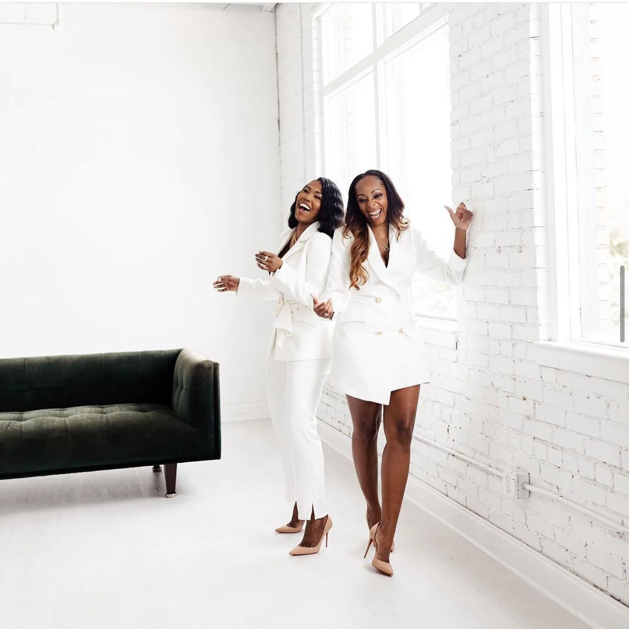 Lumen Room Dallas: White — THE LUMEN ROOM