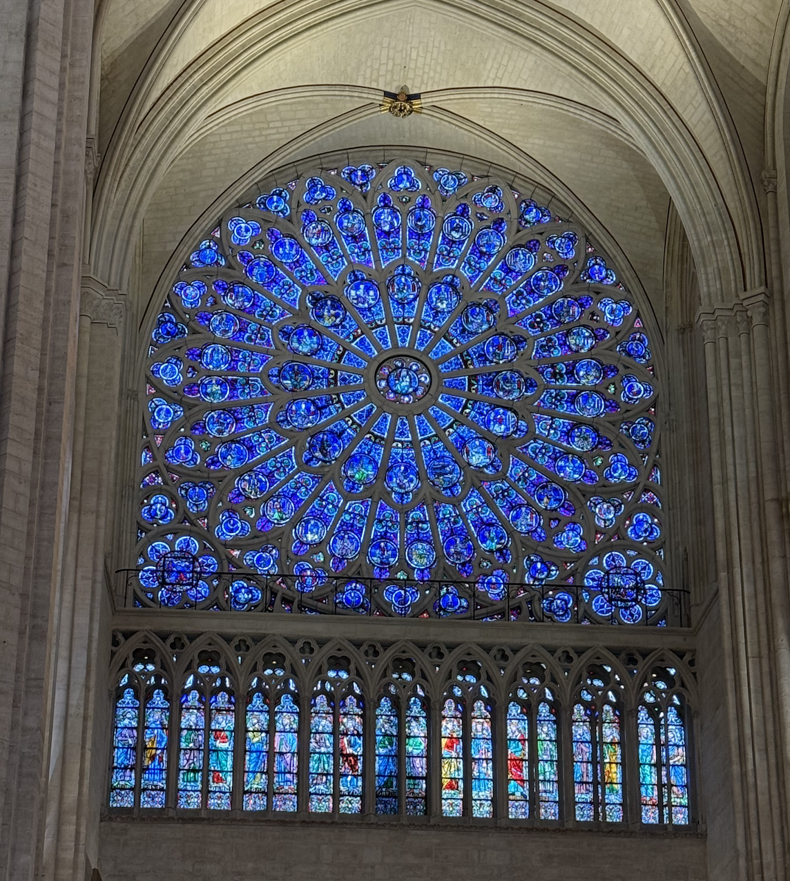 Episode 260 - The Rose Windows of Notre Dame — Bleu Blonde Rouge