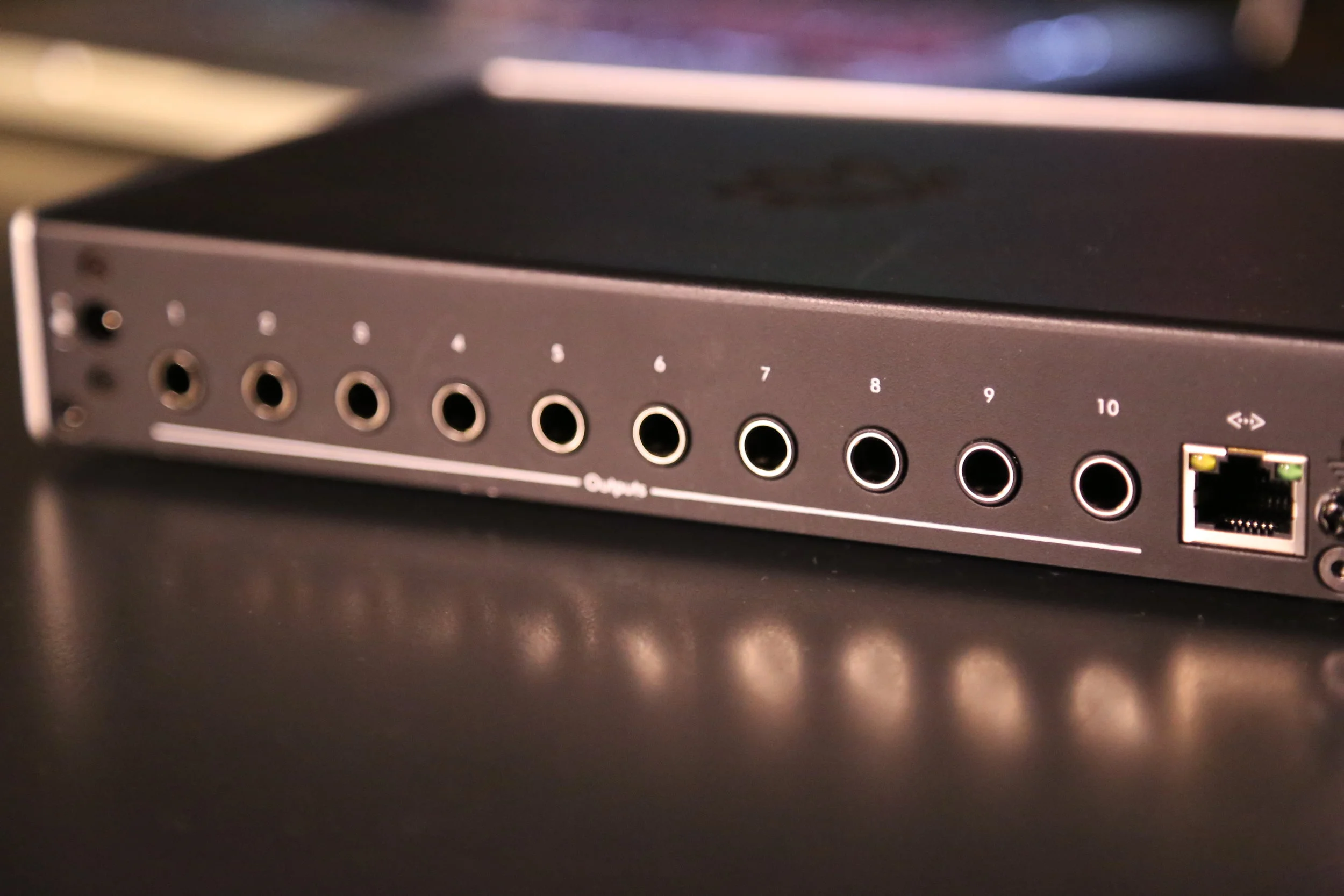 PlayAUDIO12 — iConnectivity