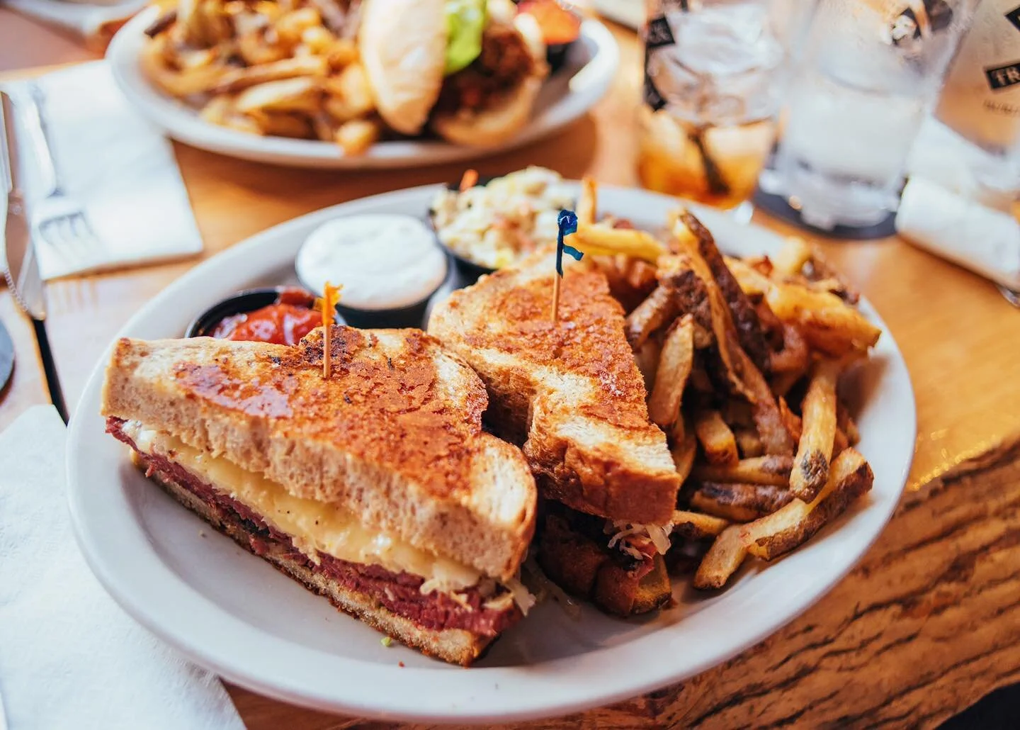 Train Wreck Bar & Grill