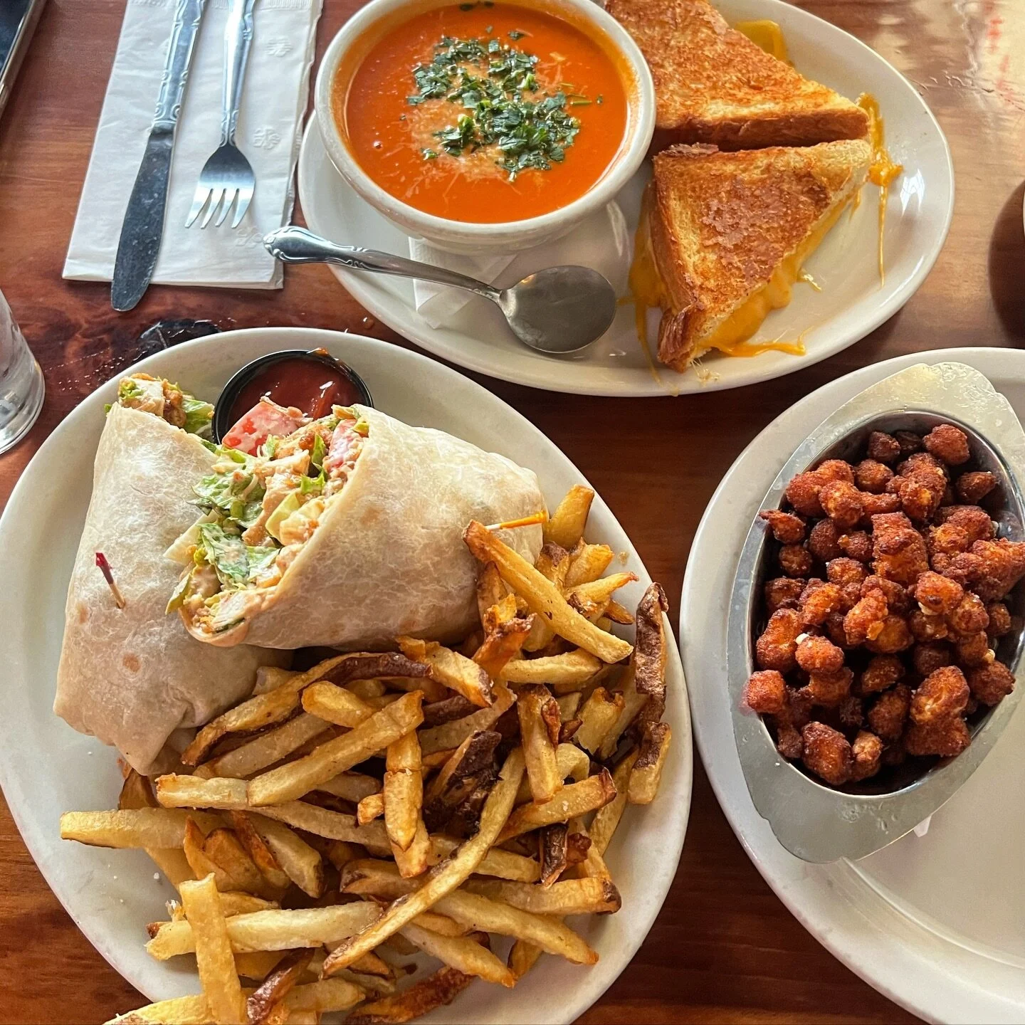 Train Wreck Bar & Grill