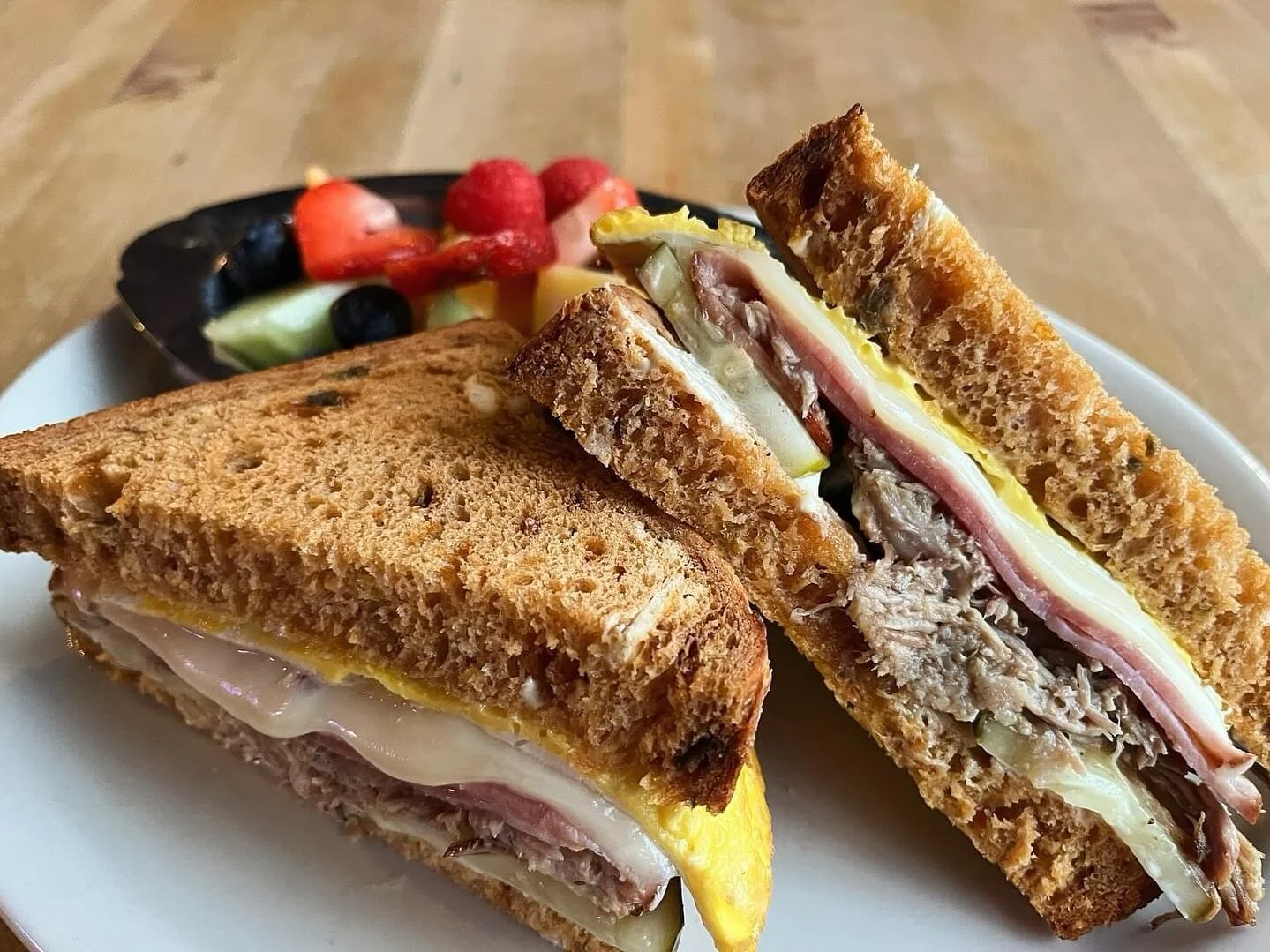 Train Wreck Bar & Grill