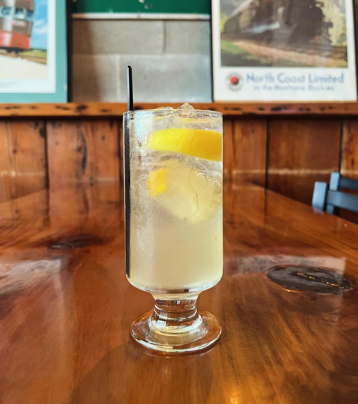 Train Wreck Bar & Grill