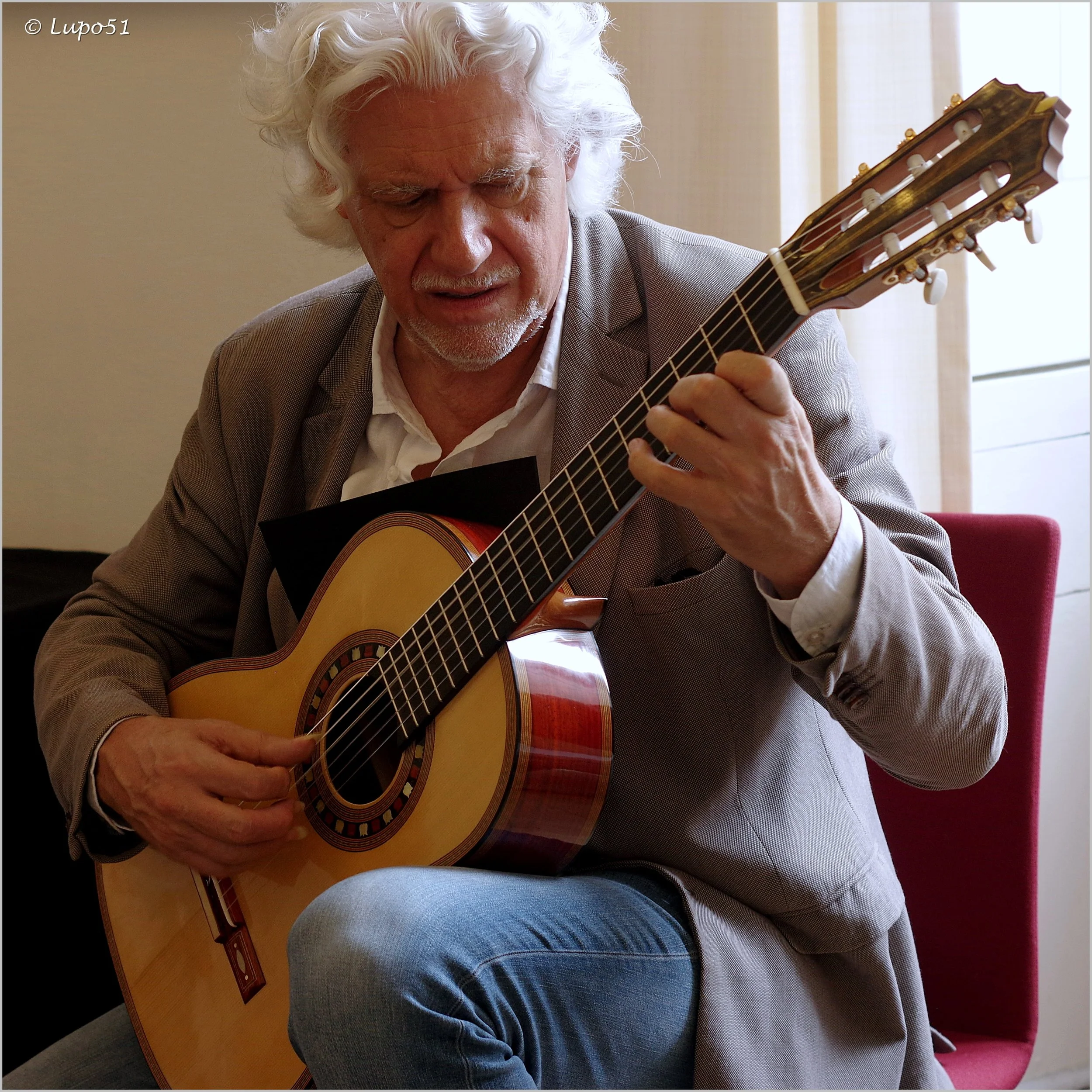 Iserlohn Guitar Festival 2019 — Steven Den Toom Luthier