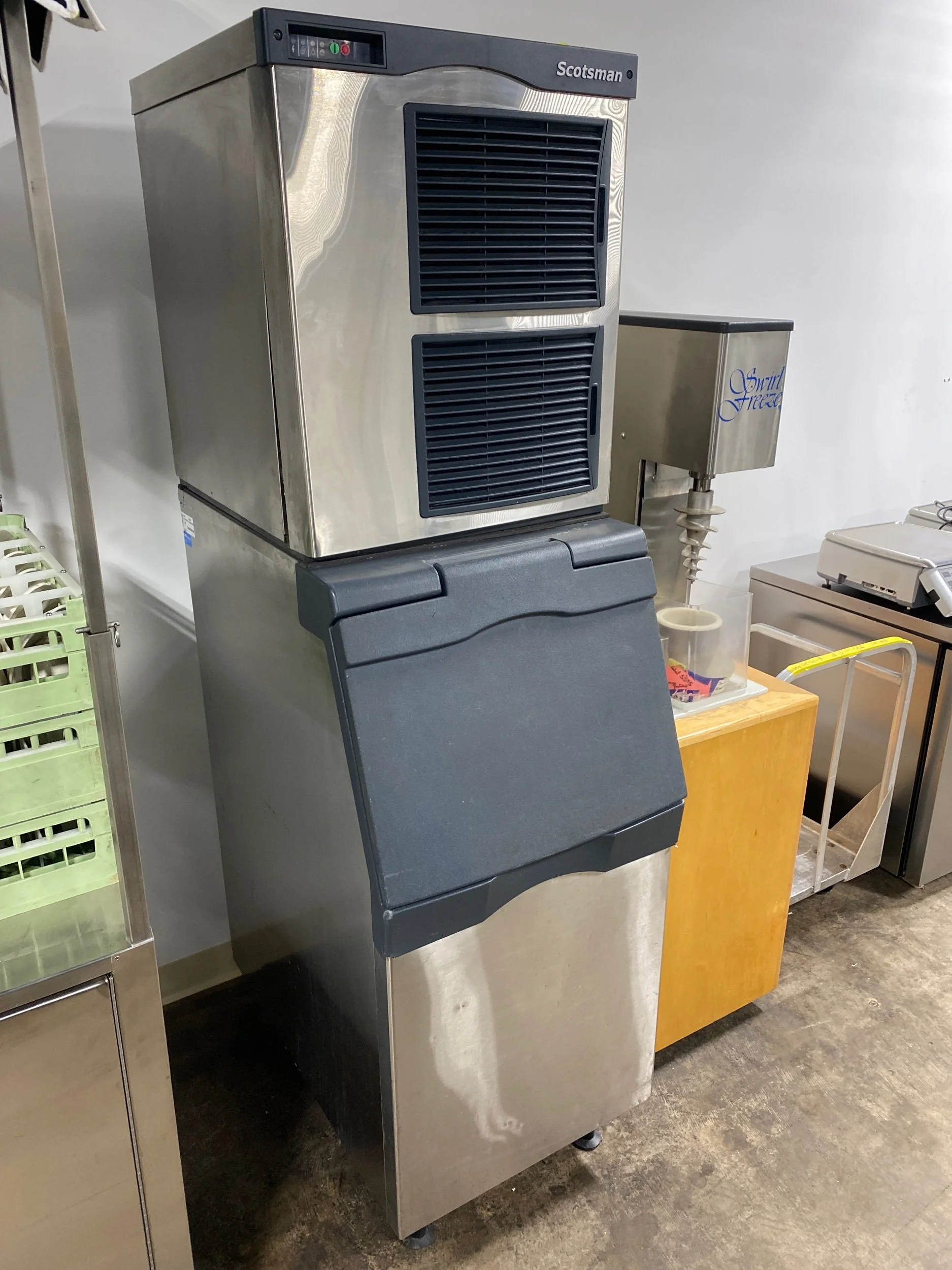 Ice Makers — DeMARTINO FIXTURES