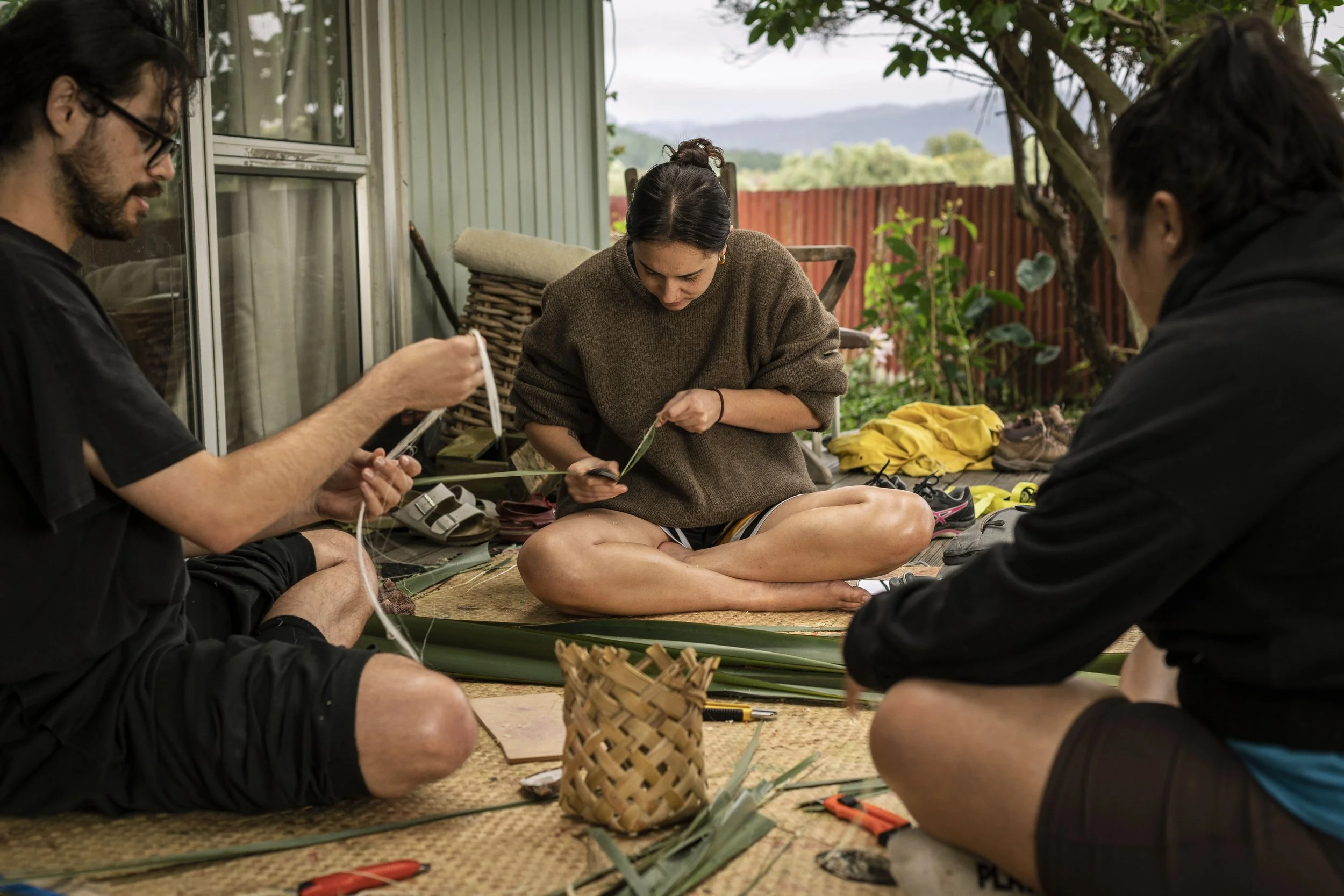 Making with Harakeke — Toi Pōneke