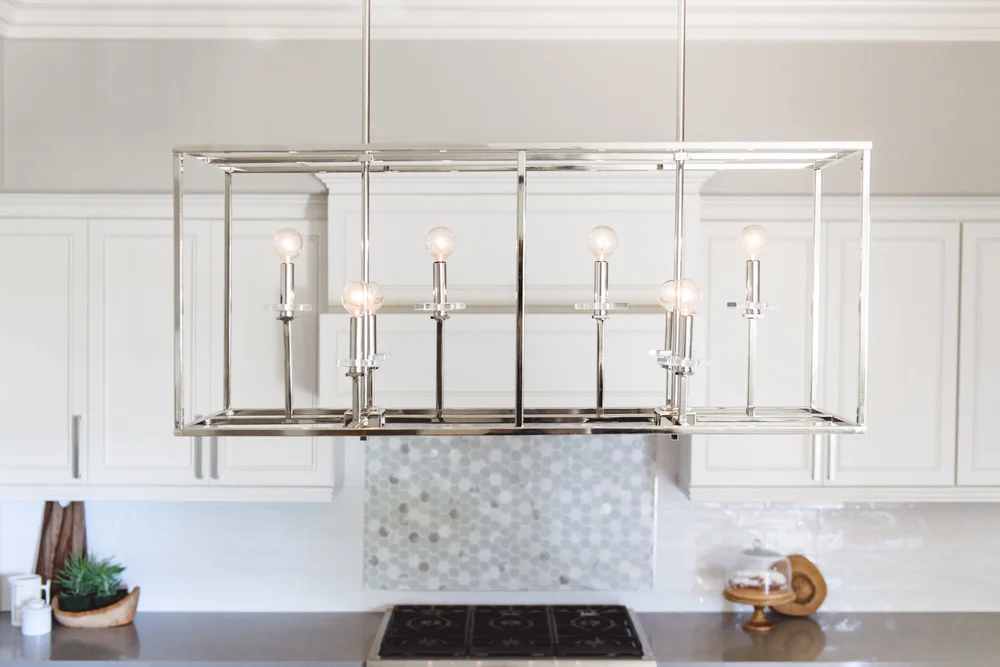A how-to guide to kitchen island lighting — Savvy Interiors