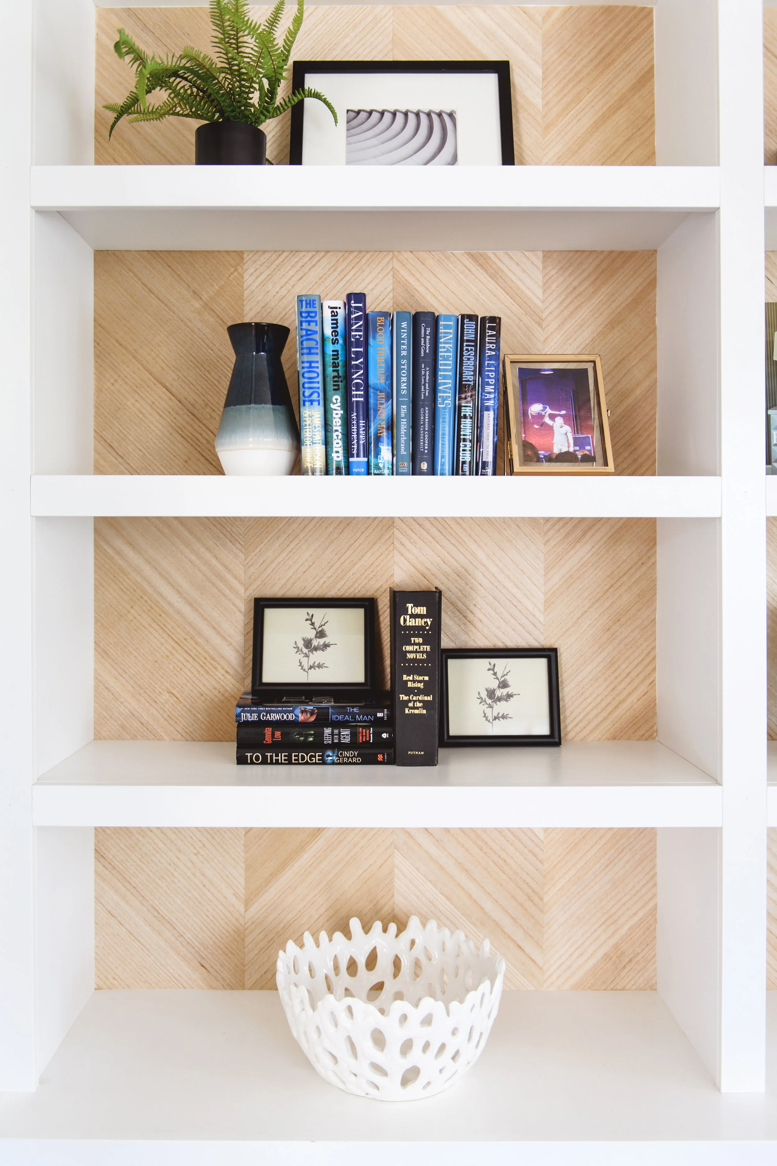 How to style your shelves like an interior designer | Savvy Interiors ...