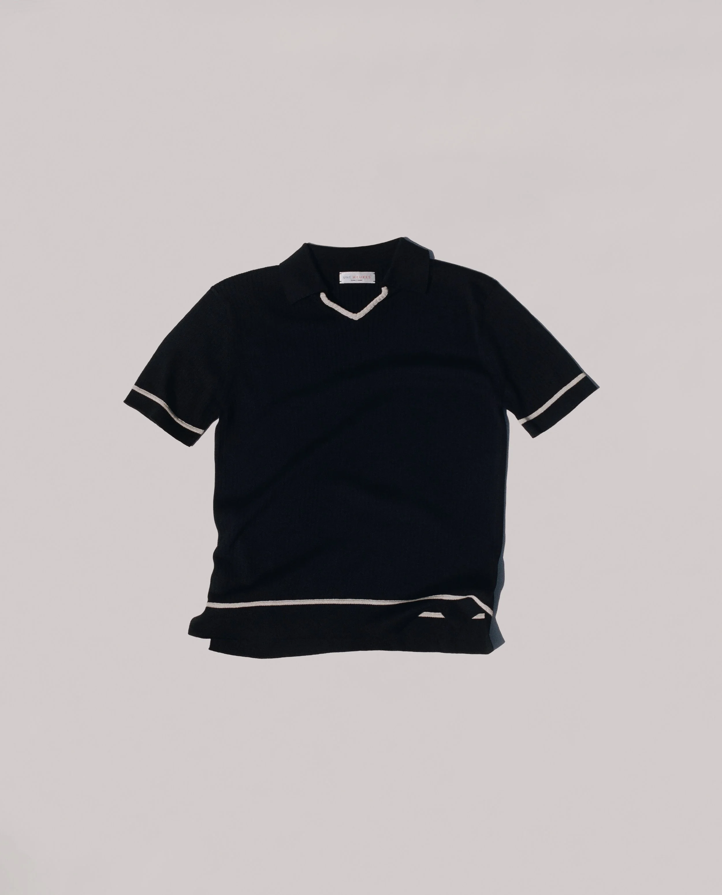 S/S SPLIT COLLAR | 'NOIR et PERLE' — UNE HEURES
