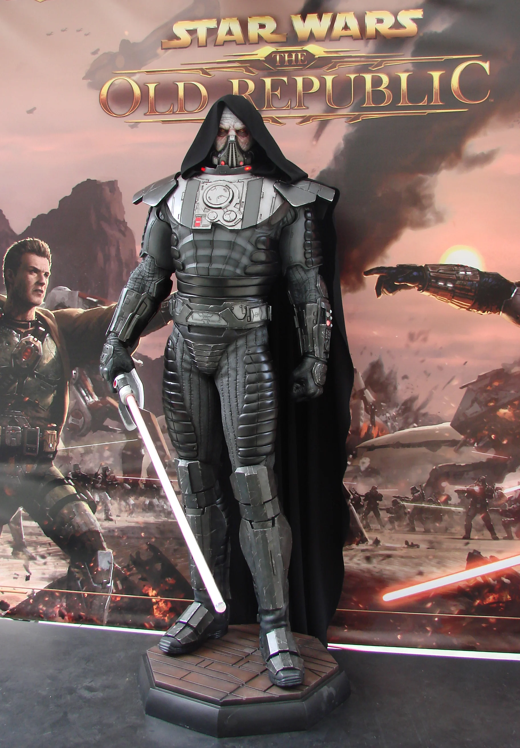 Darth Malgus Lifesized Sideshow — Bigshot Toyworks