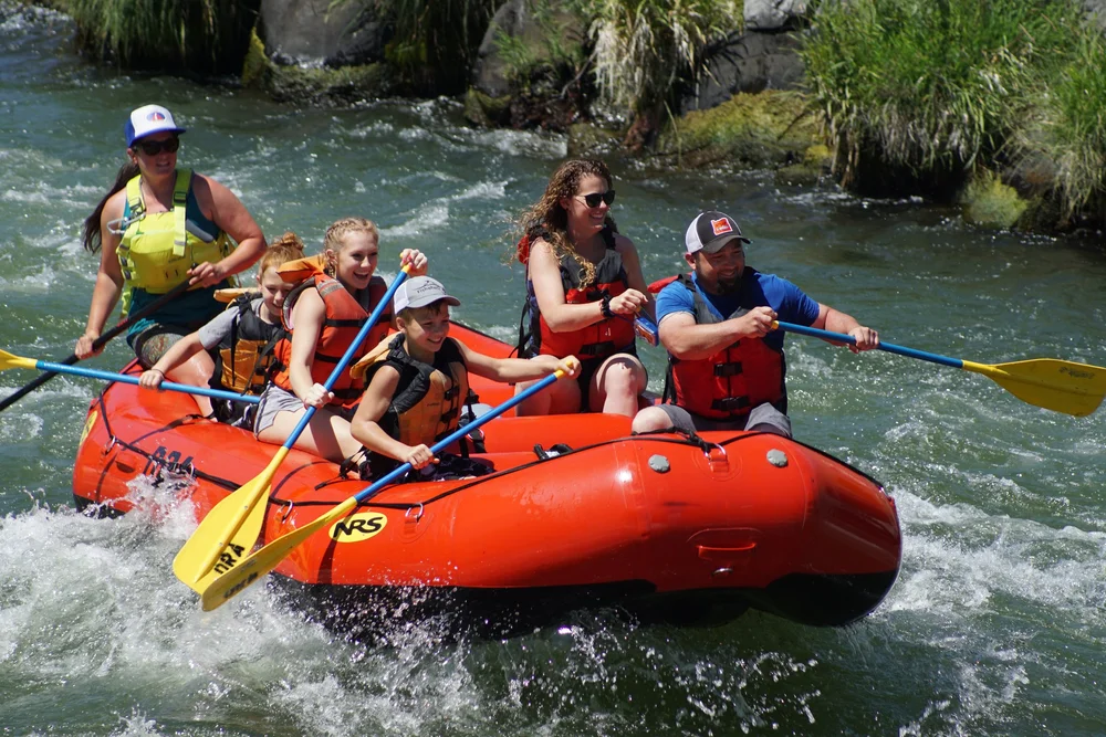 Guided Whitewater Rafting Trips in Oregon - Deschutes River Adventures ...