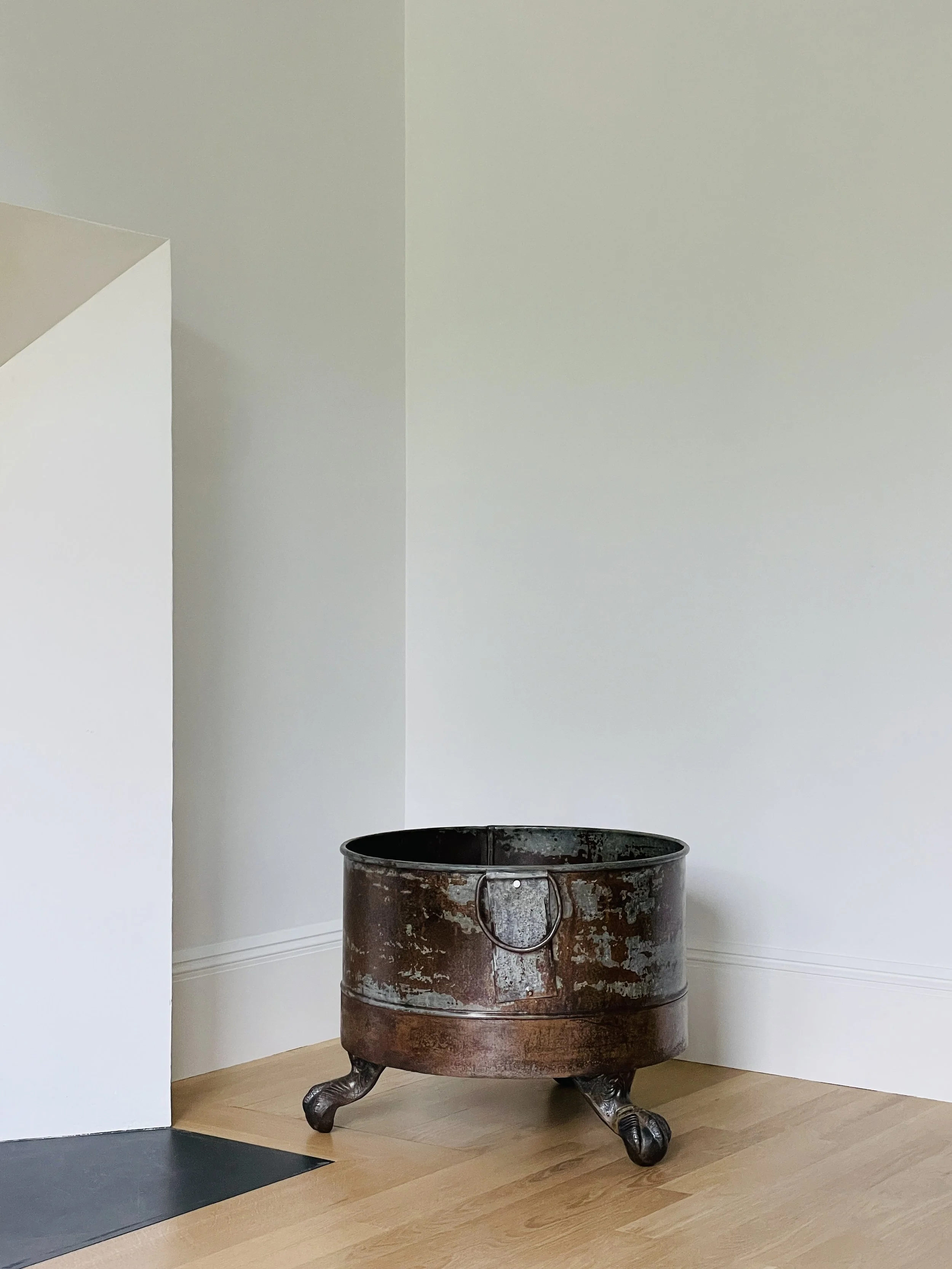MATERI(A)NTIQUES LARGE METAL ROUND FOOTED PLANT HOLDER